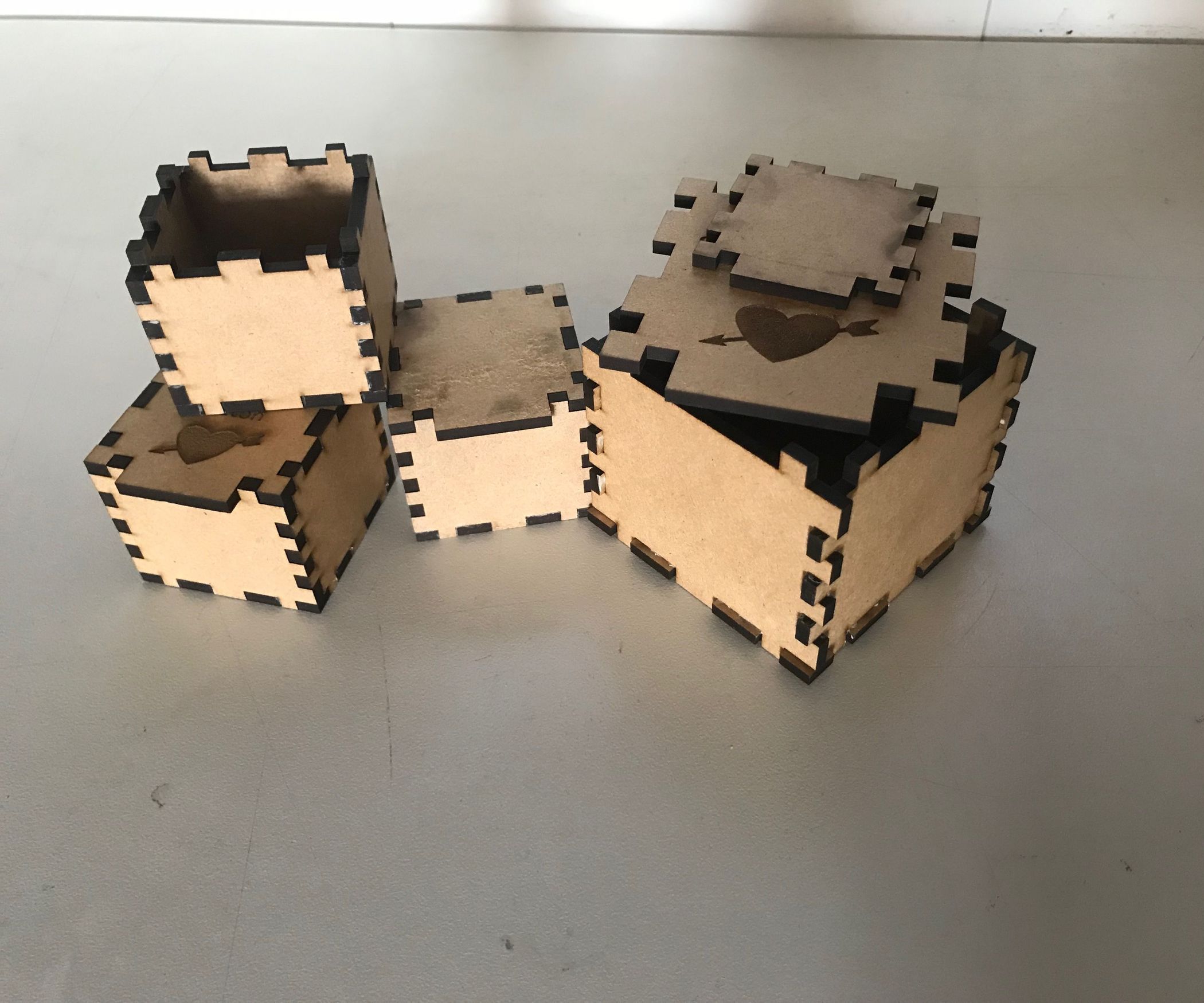 Laser Cut Ring or Wristband Box's for Valentine's Day : 4 Steps (with ...