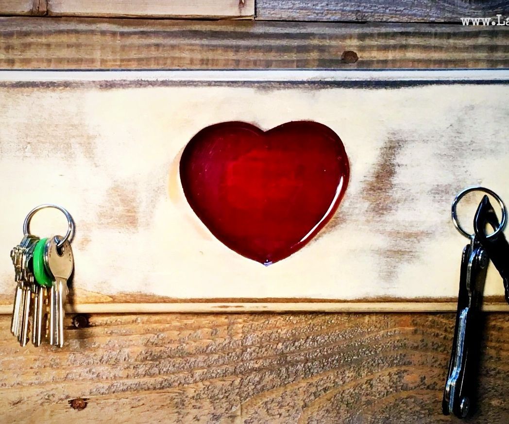 Rustic Epoxy Heart Key Hanger : 11 Steps (with Pictures) - Instructables