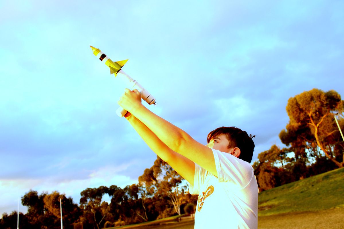 Gas Propelled Rocket Launcher : 14 Steps (with Pictures) - Instructables