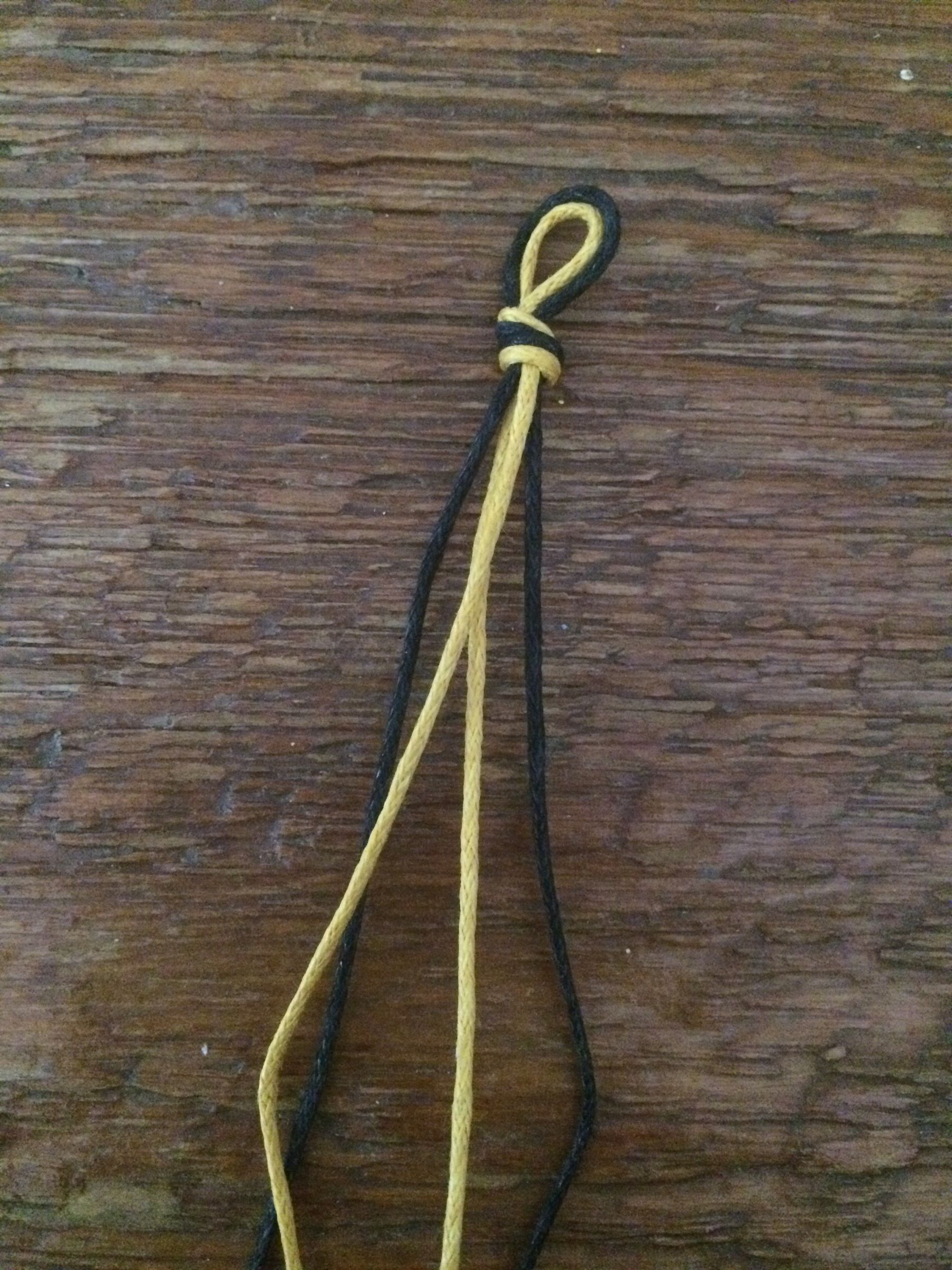 Macrame Friendship Bracelet (Tutorial) : 6 Steps (with Pictures ...