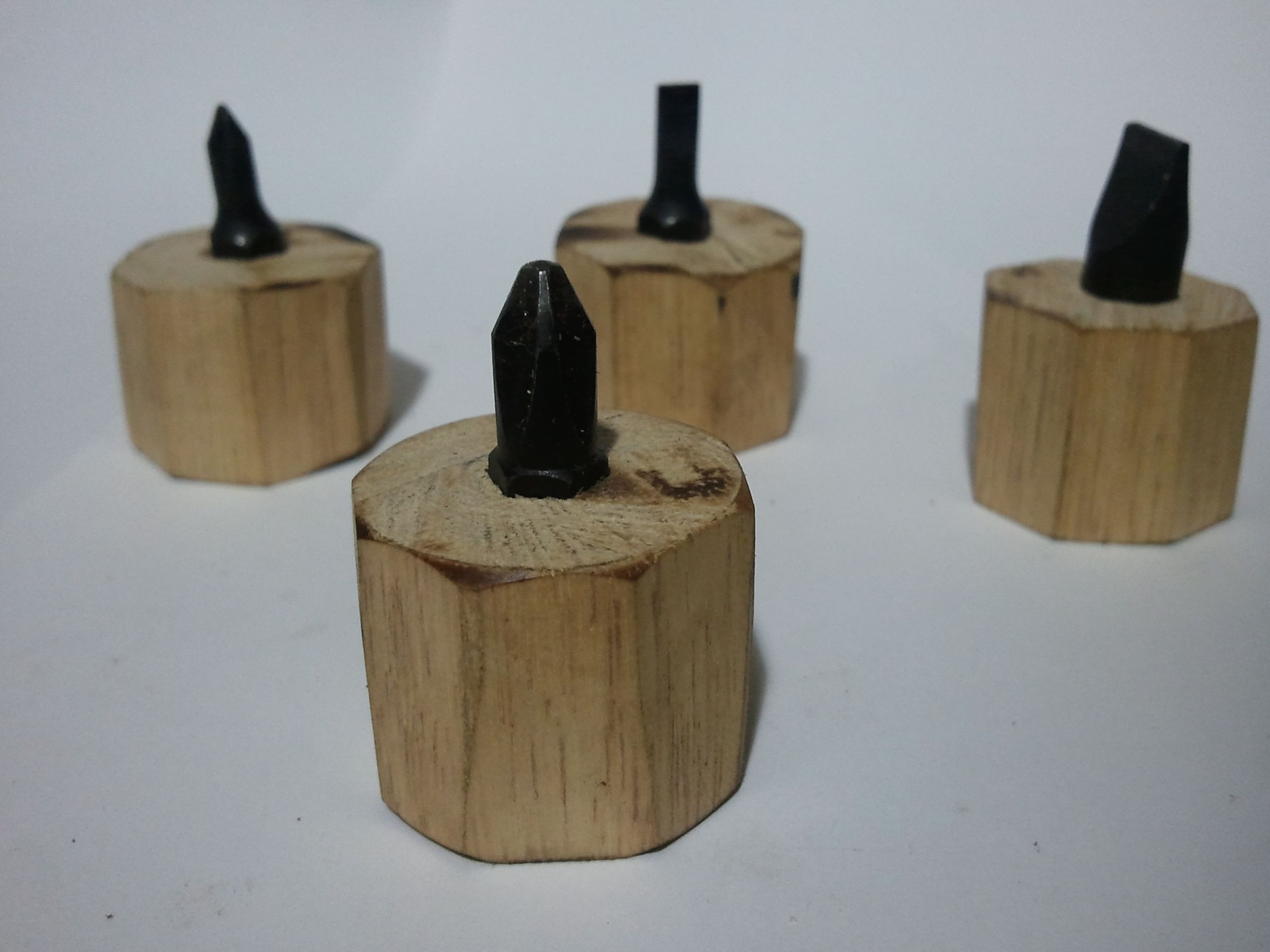 DIY Stubby Screwdrivers : 6 Steps (with Pictures) - Instructables