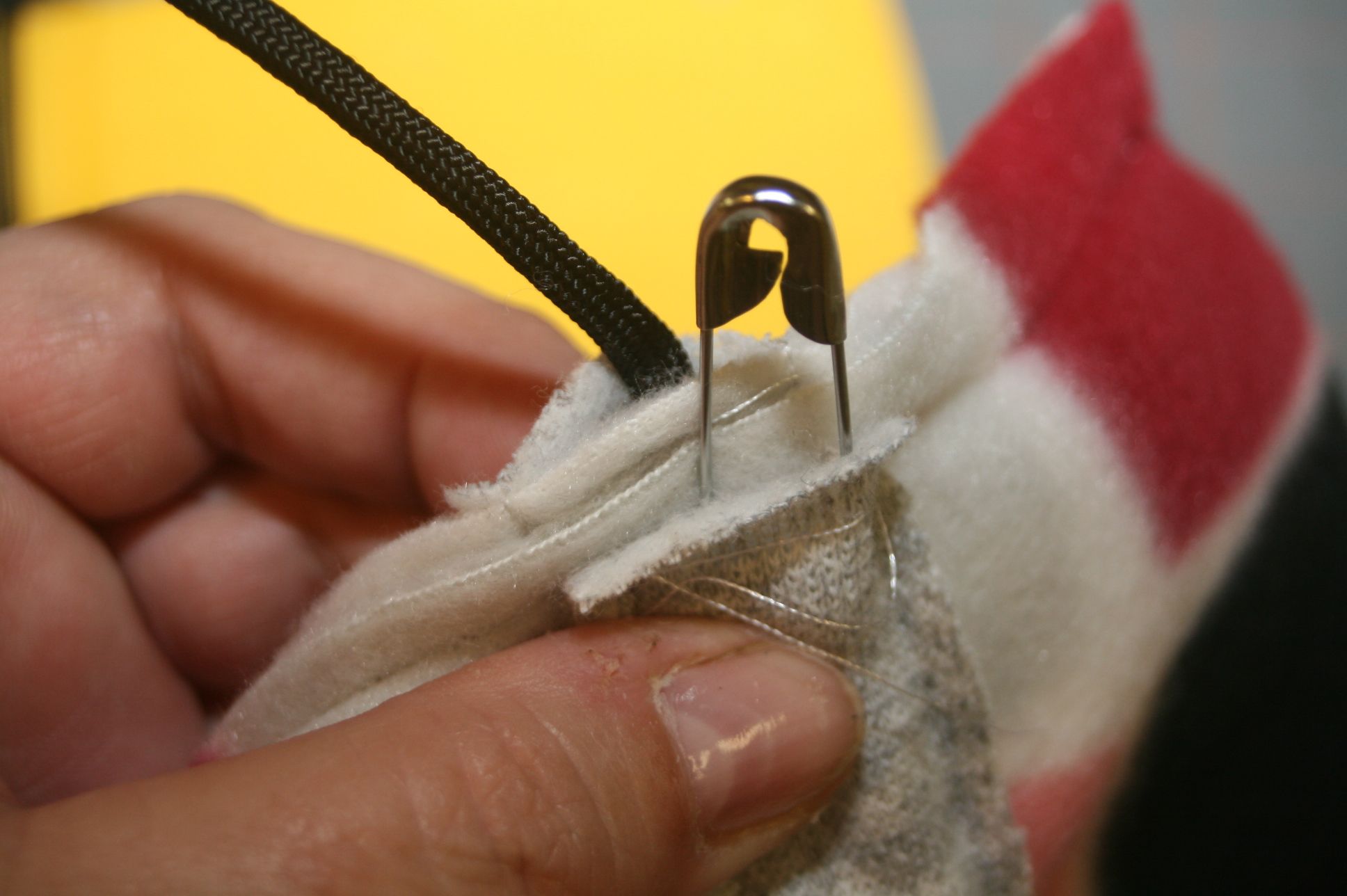 BEANIE BAG! the Hat That Transforms Into a Bag!! : 12 Steps (with ...