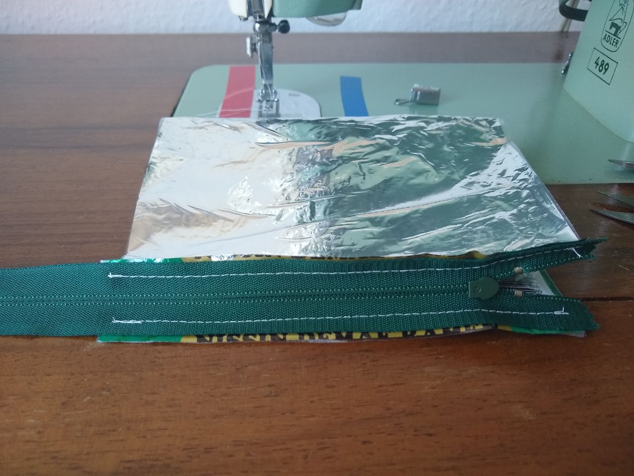 Recycled Packaging Pouches : 5 Steps (with Pictures) - Instructables