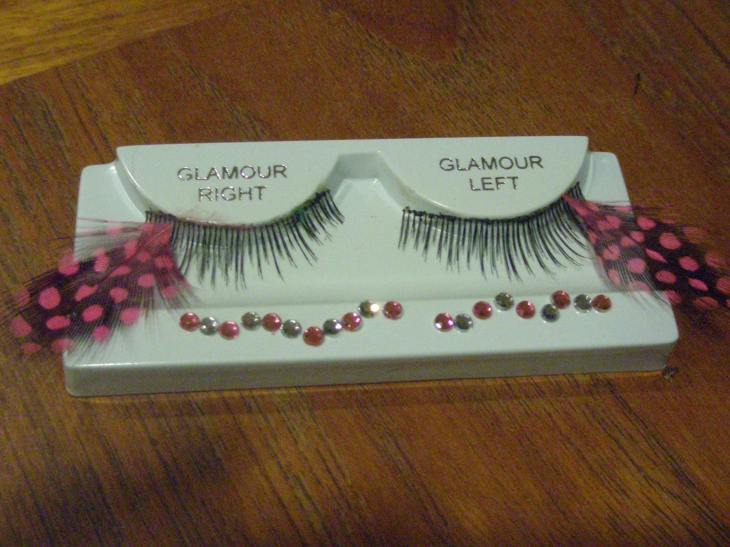 How to Make and Apply Your Own Novelty Eyelashes : 5 Steps - Instructables