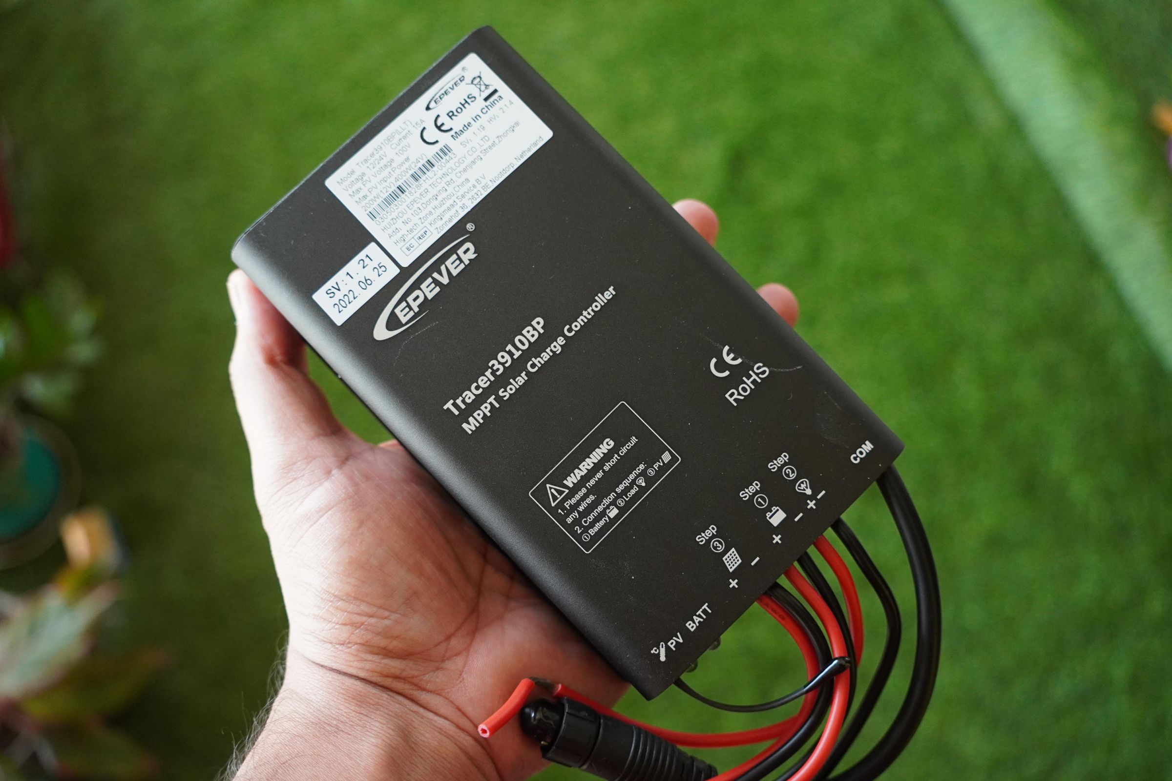 DIY Portable Solar Generator V2 : 21 Steps (with Pictures) - Instructables