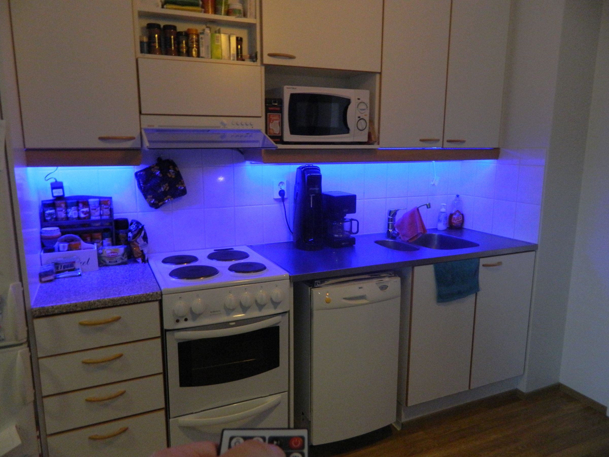 Kitchen Led Bar Lights : 6 Steps - Instructables
