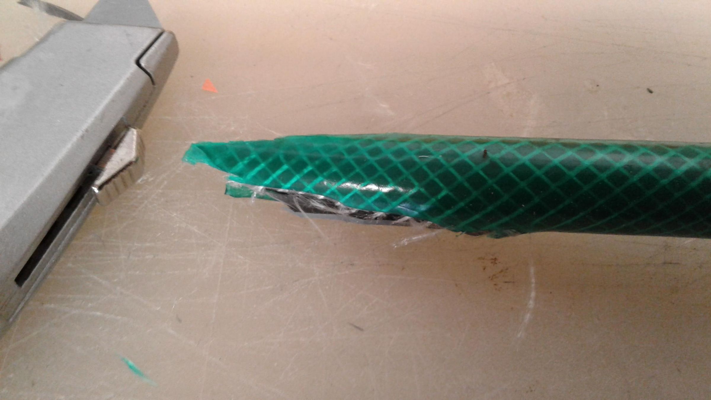 Plastic Hose Snake Prop : 6 Steps - Instructables