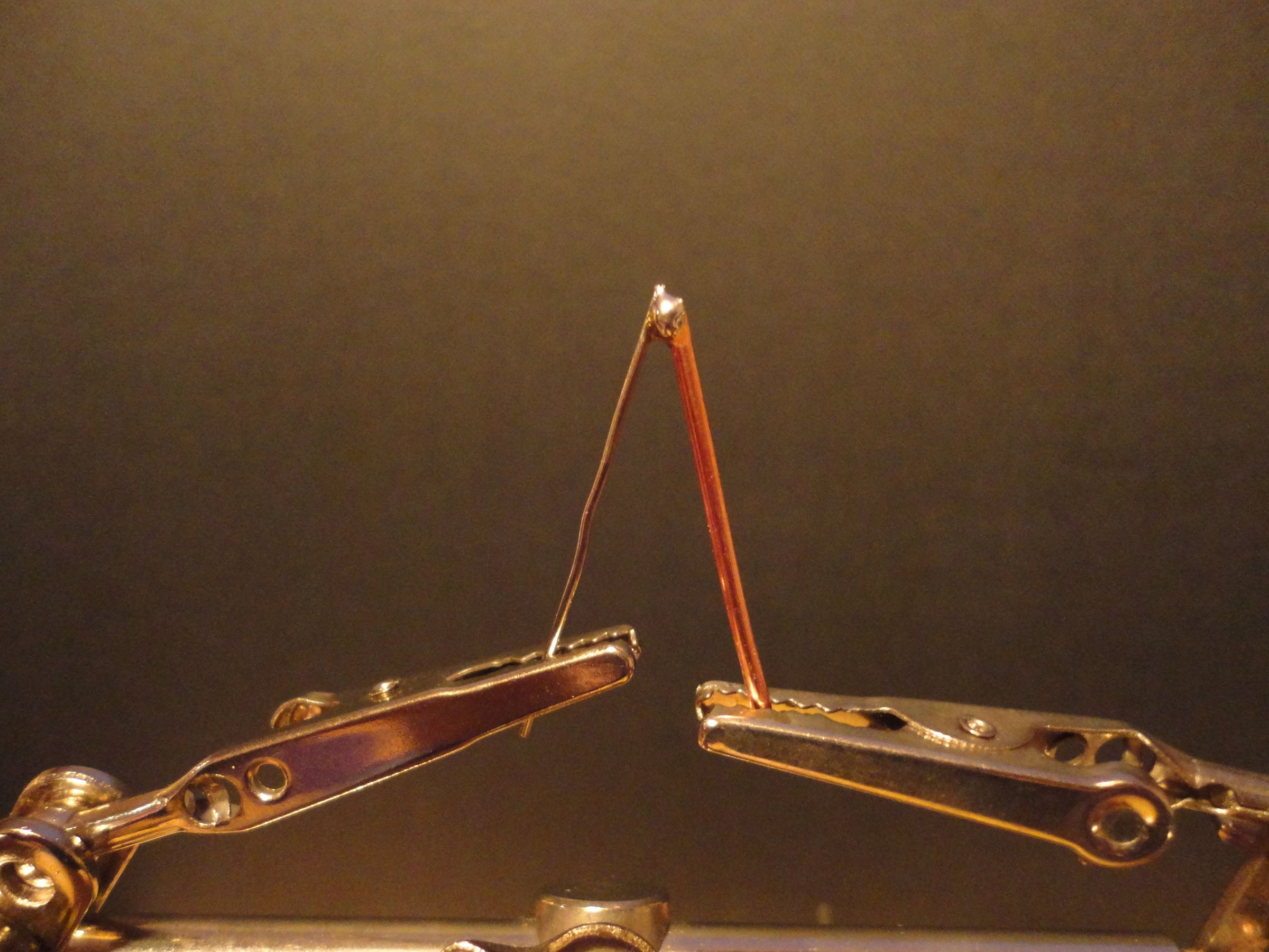 Make a Thermopile From Some Copper Wire and Paper Clips : 3 Steps ...