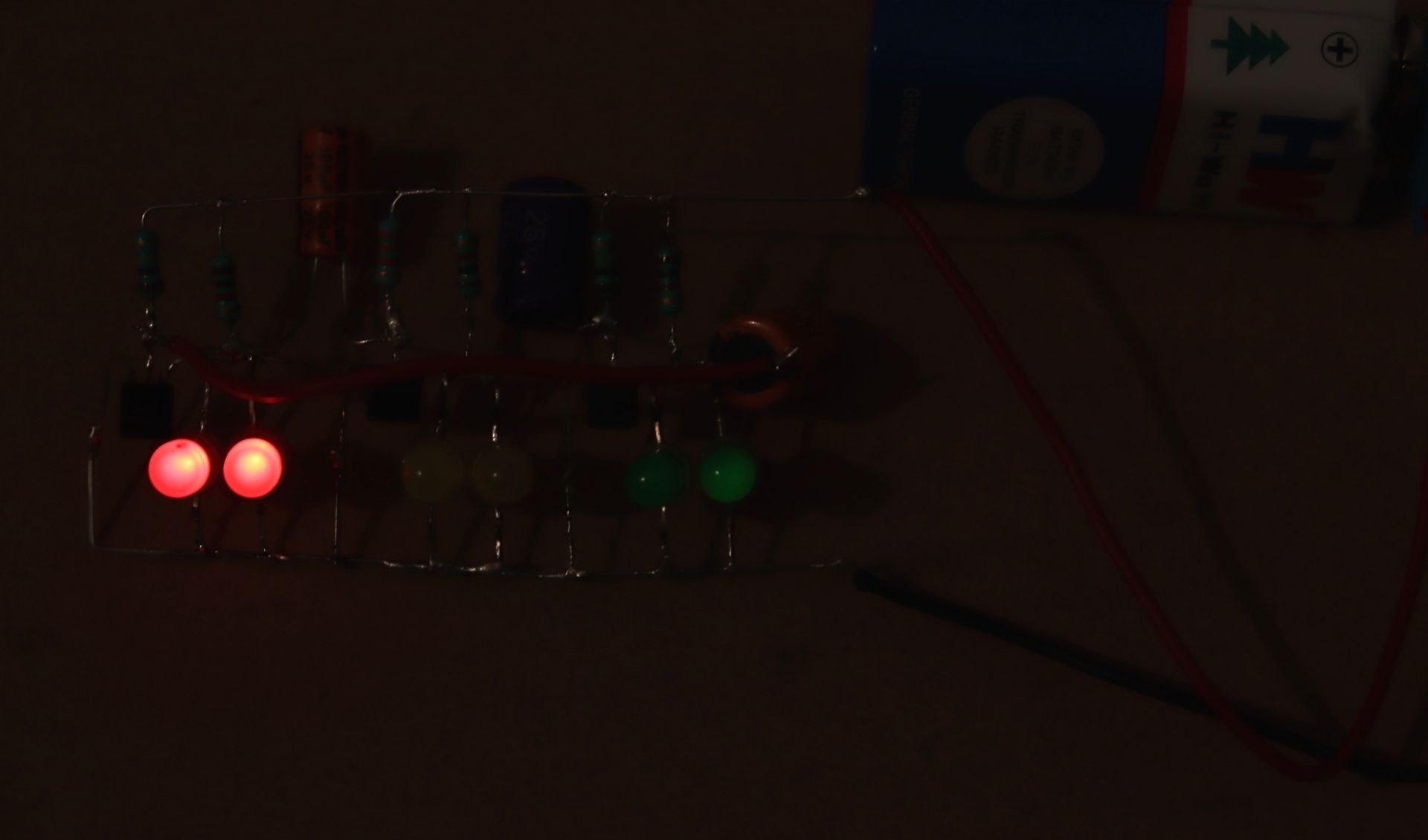 Traffic Light Project : 15 Steps - Instructables