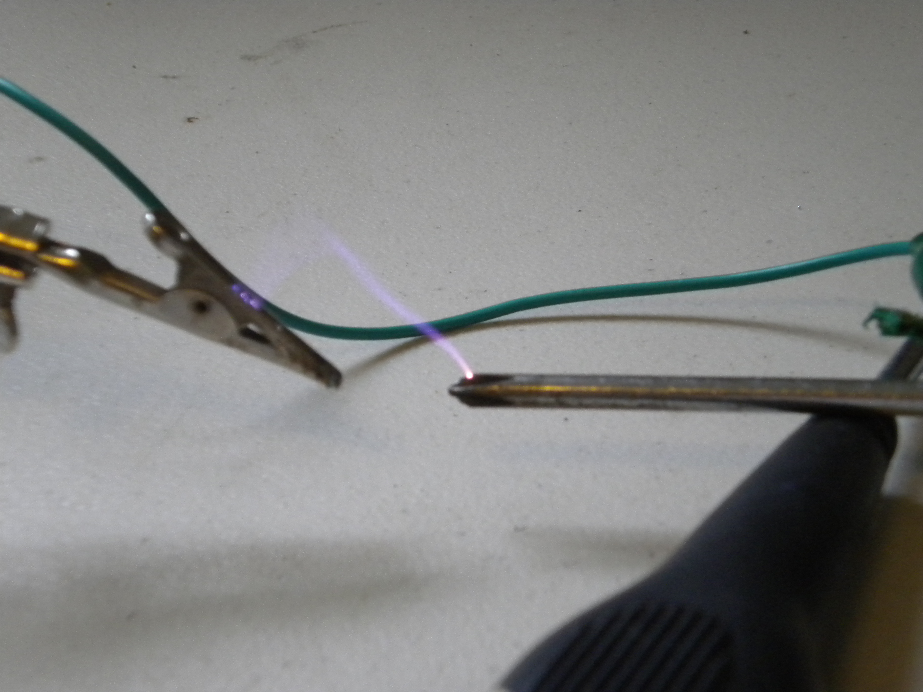 Simple Flyback Driver Gives Powerful Arcs - Instructables