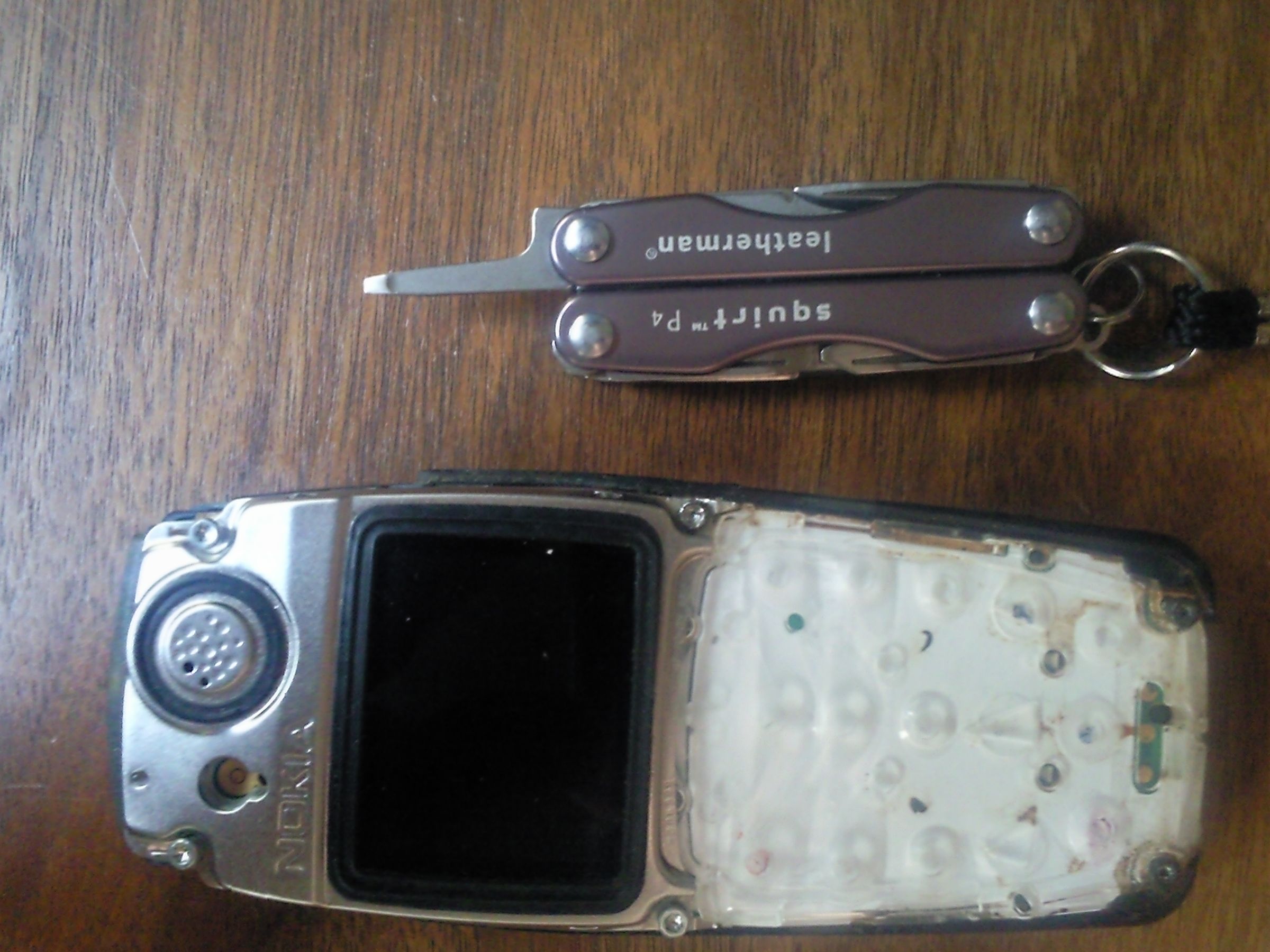 Quick and Easy Keypad Fix (For Most Cell Phones) : 7 Steps - Instructables