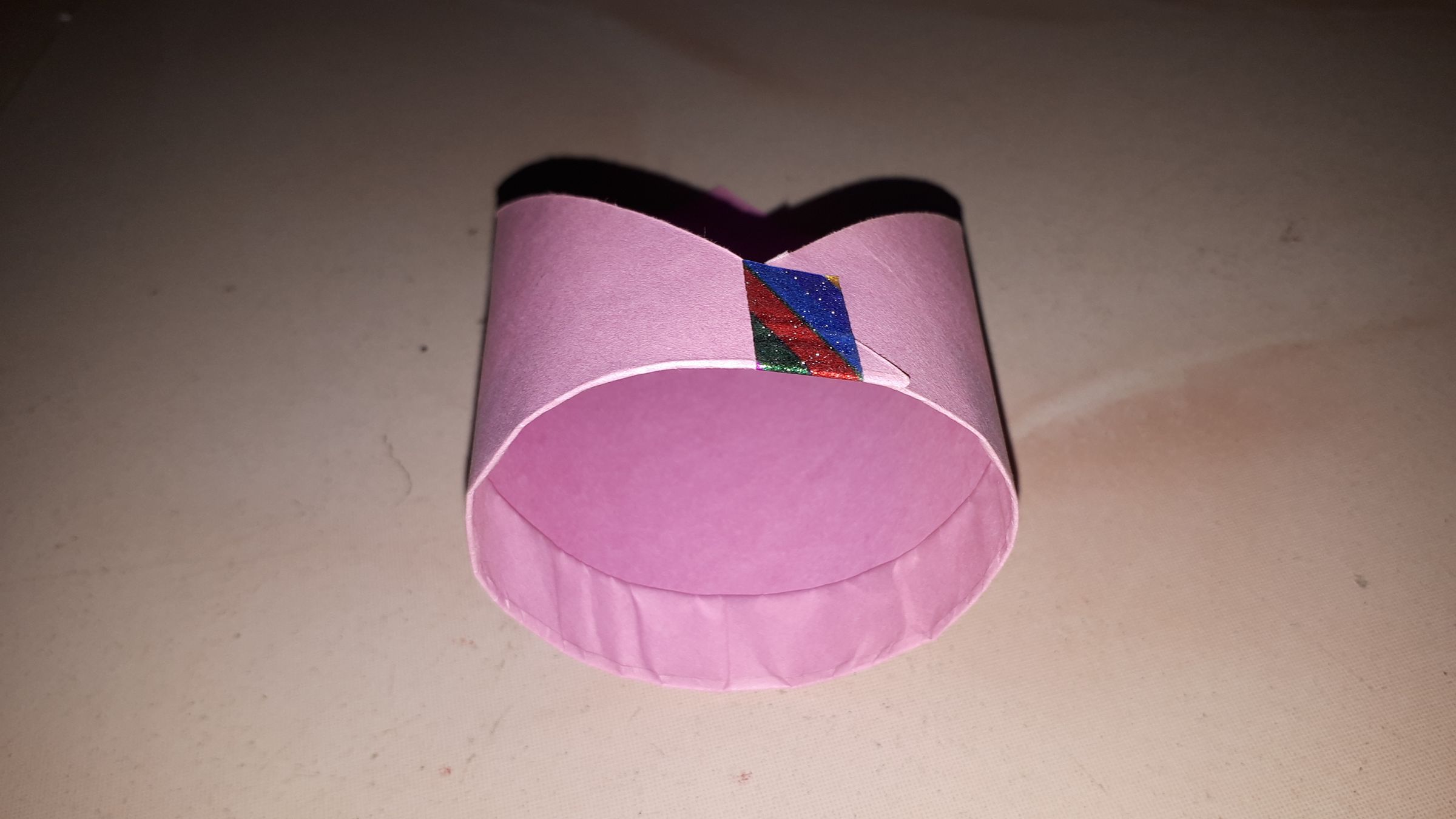 Tubular Paper Plane With Wings : 5 Steps - Instructables