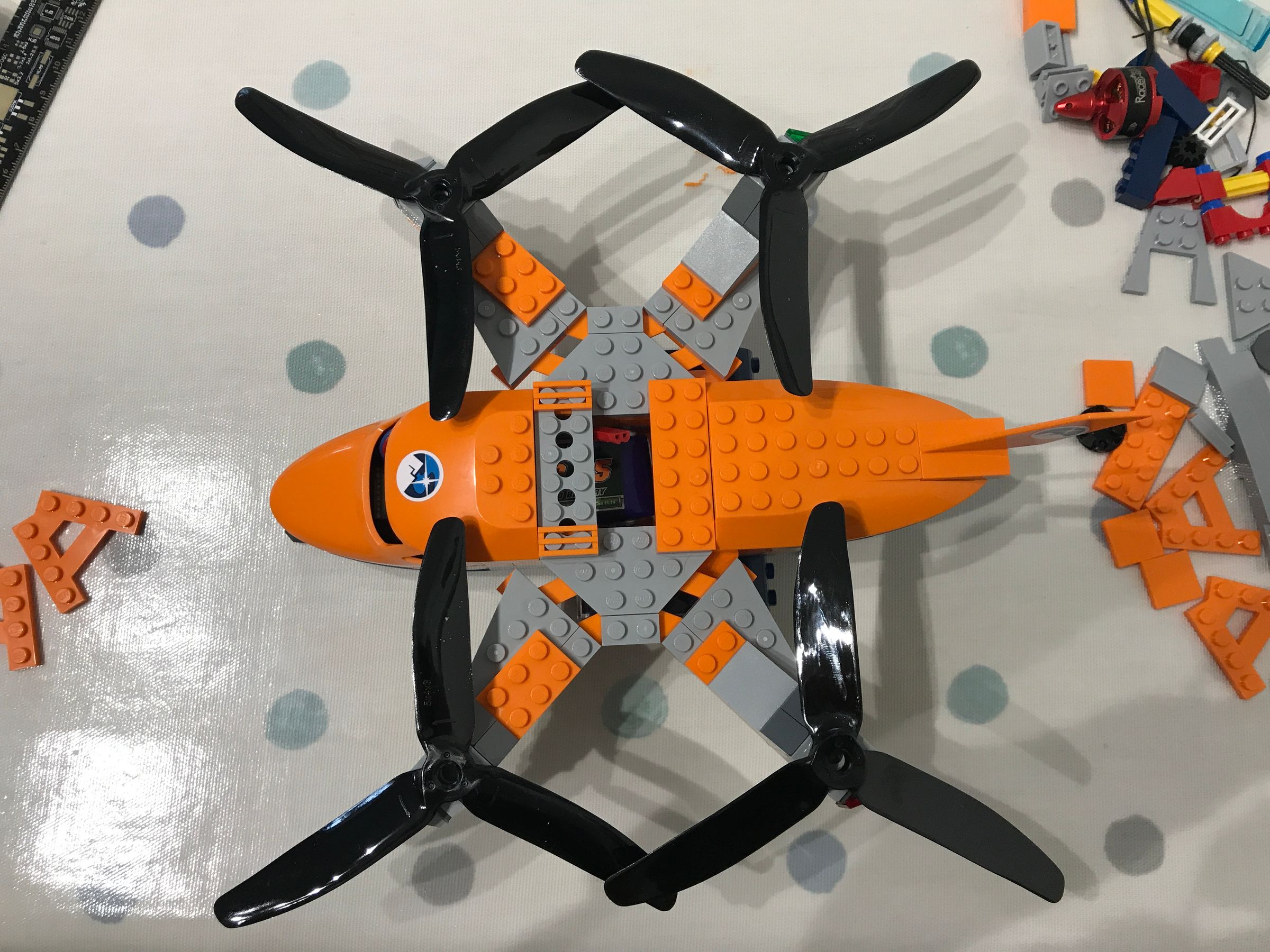 Flying Lego Quadcopter : 7 Steps (with Pictures) - Instructables