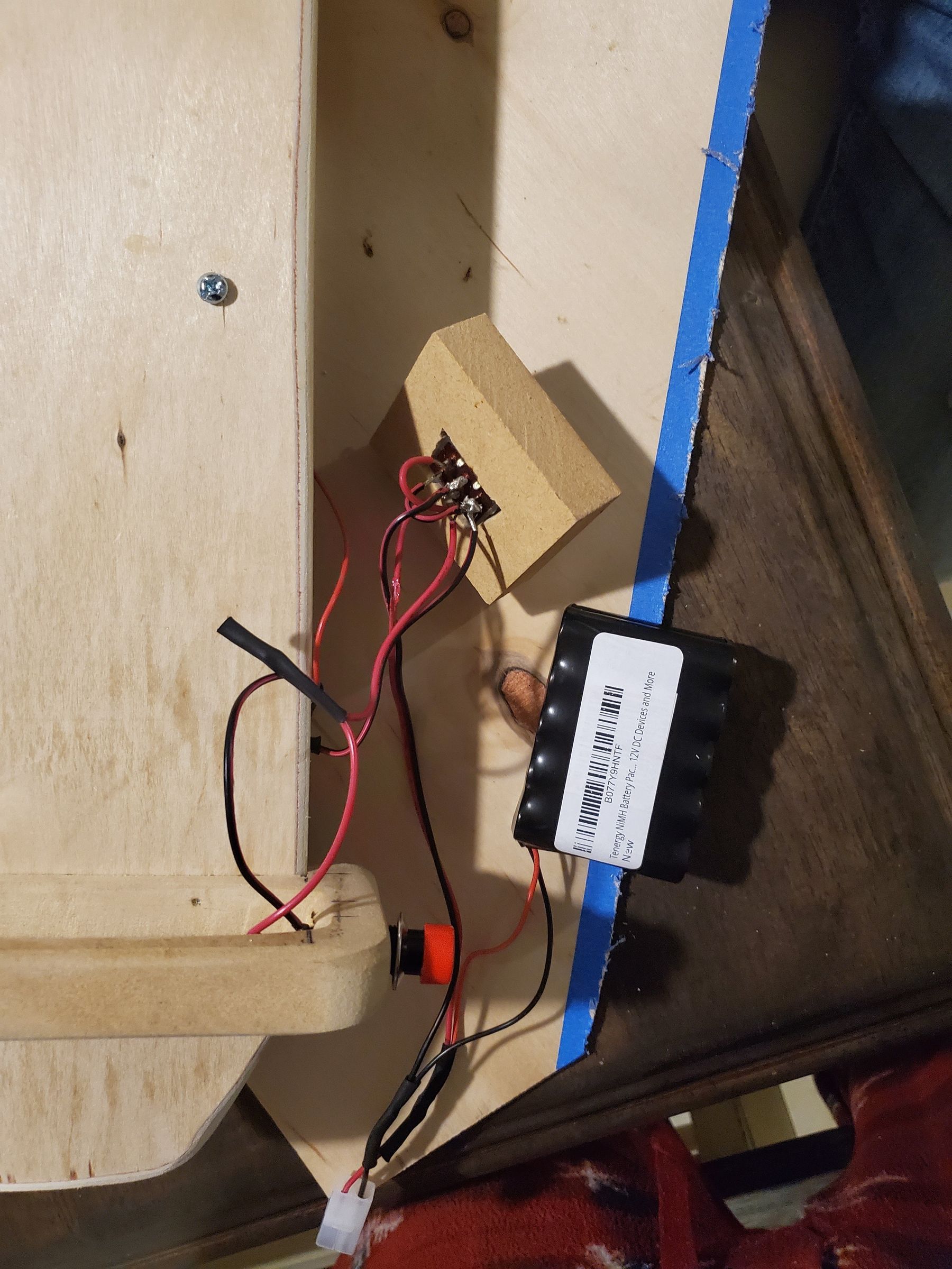 Deployable Shield : 12 Steps - Instructables