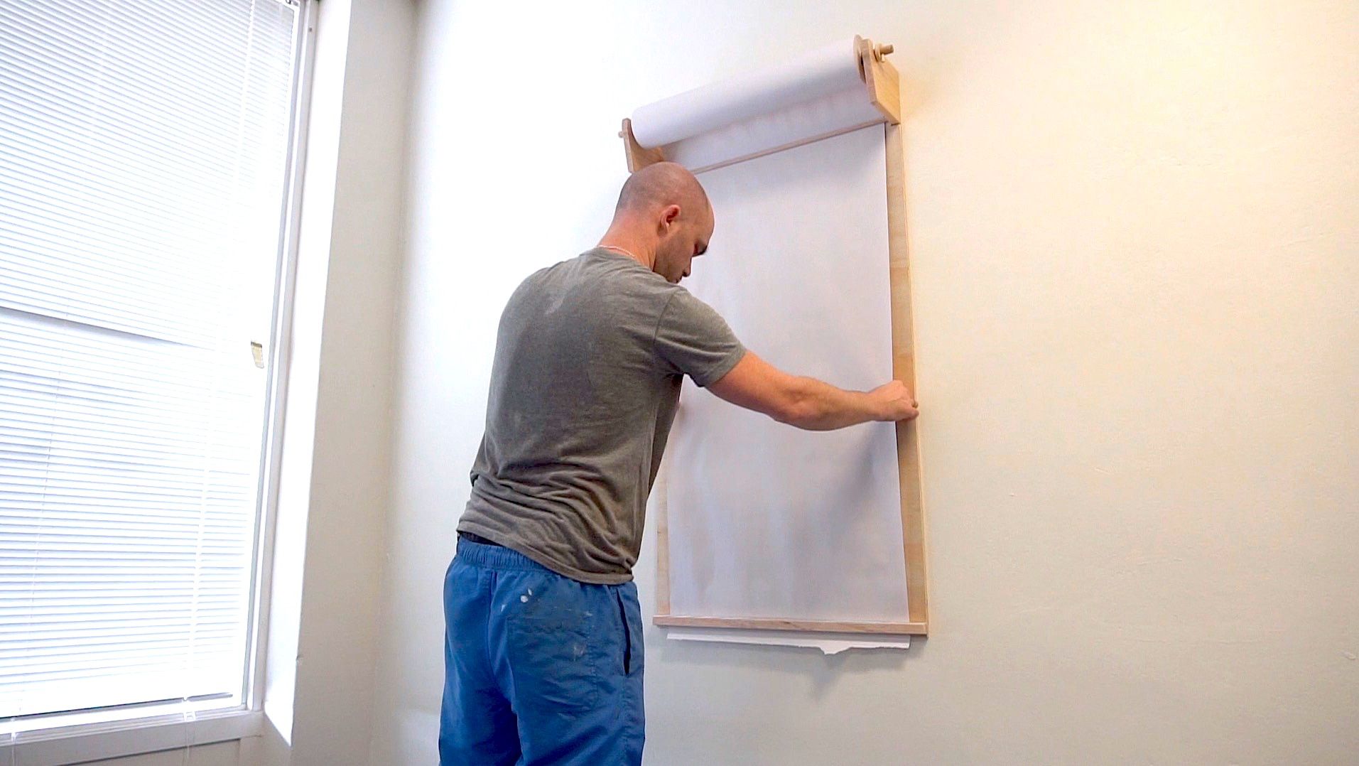 Studio Roller / Kraft Paper Dispenser : 6 Steps (with Pictures ...