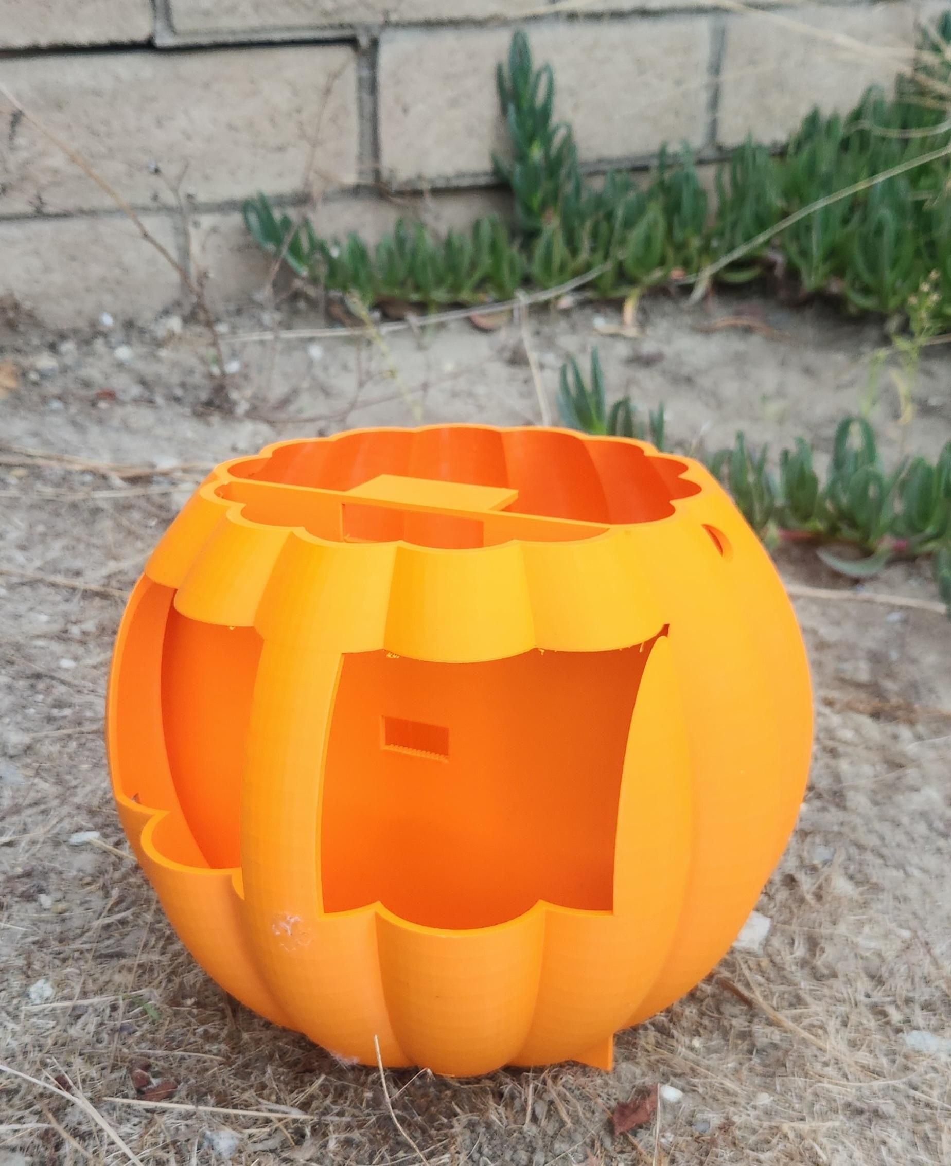 Expressive Pumpkin Bucket : 6 Steps (with Pictures) - Instructables
