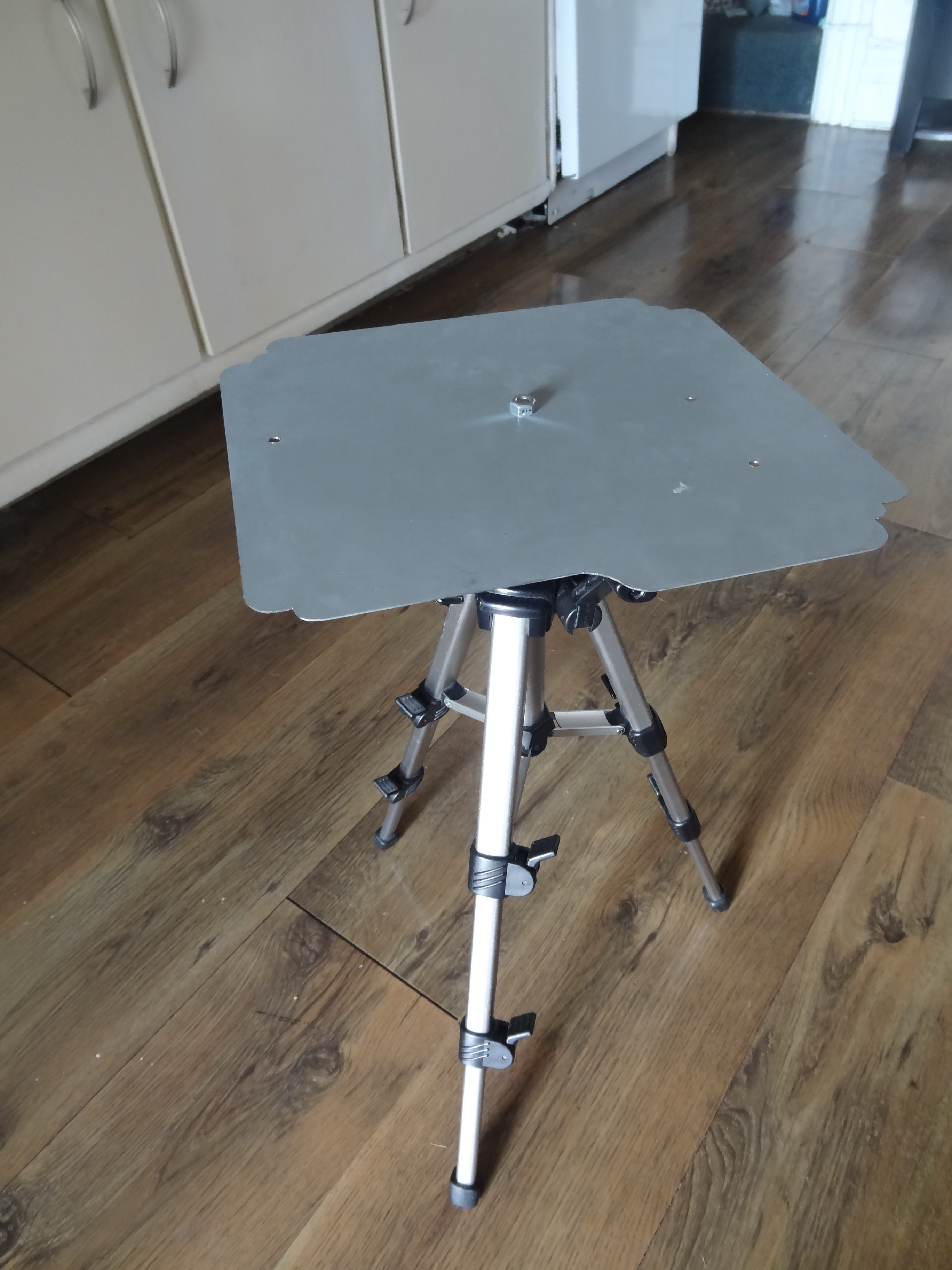 Projector Tripod Mount : 3 Steps - Instructables