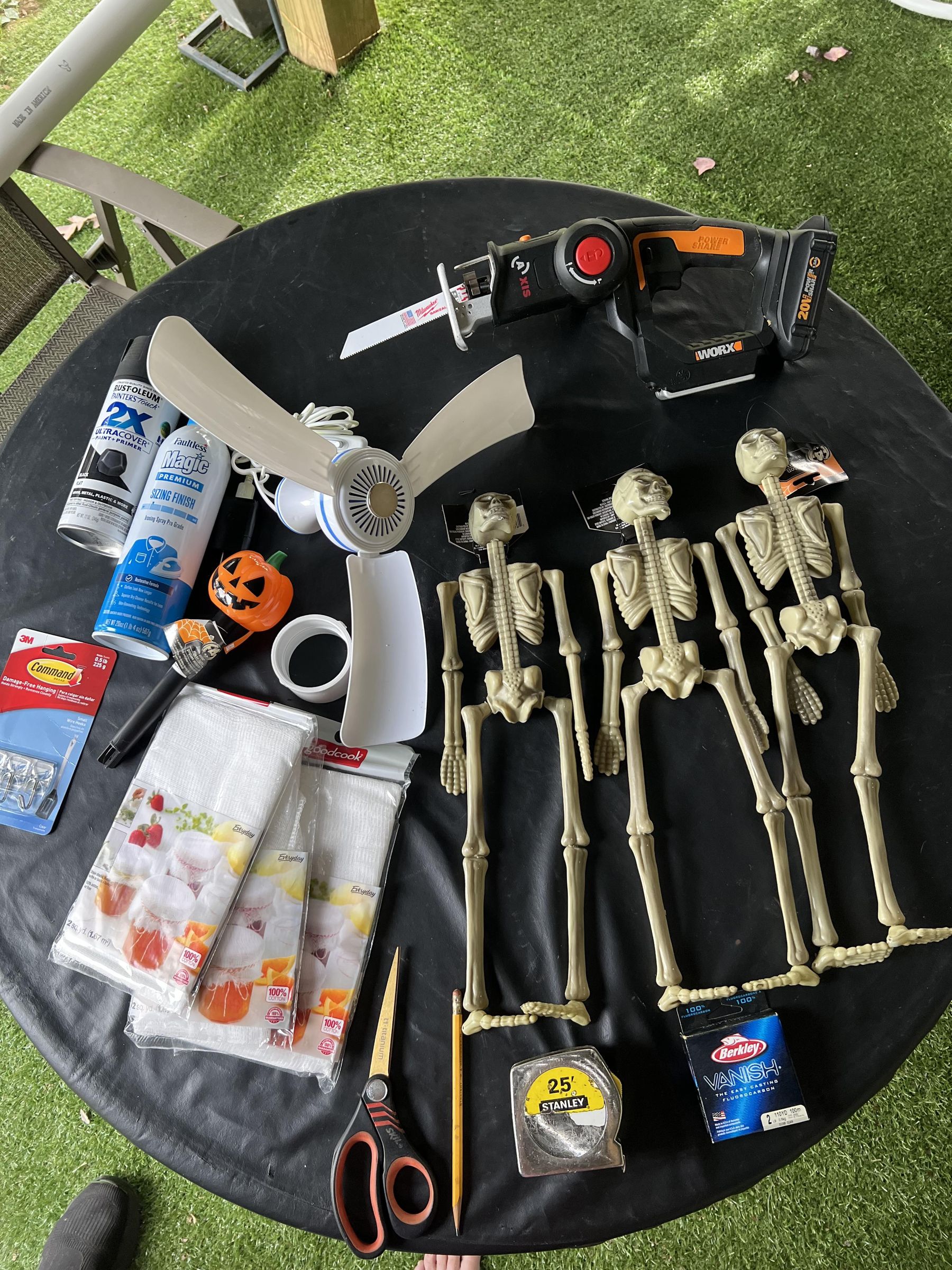 Animated Flying Skeleton Ghosts : 19 Steps (with Pictures) - Instructables