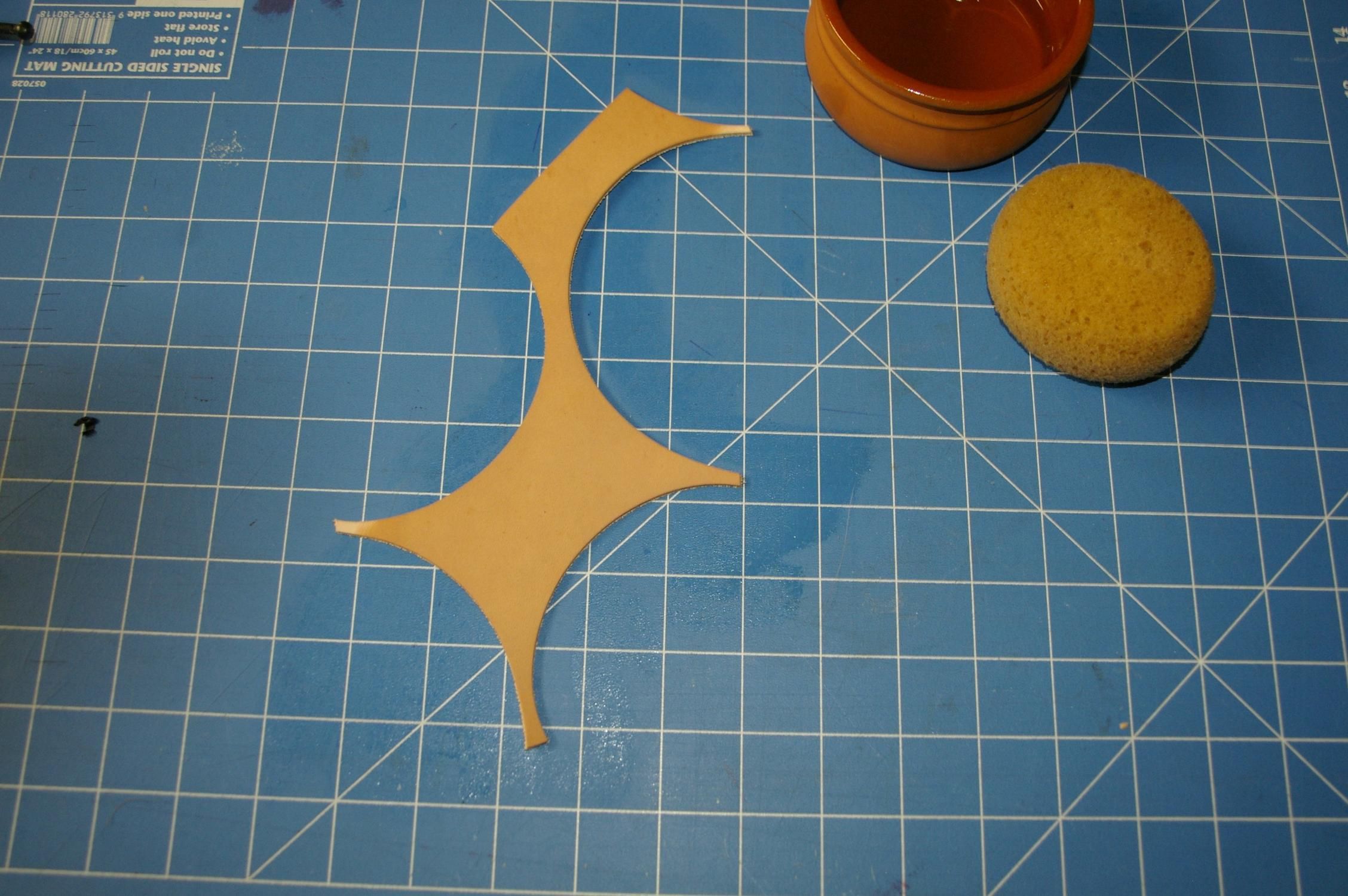 Homemade or Makeshift Tools to Make a Leather Pendant : 13 Steps (with ...