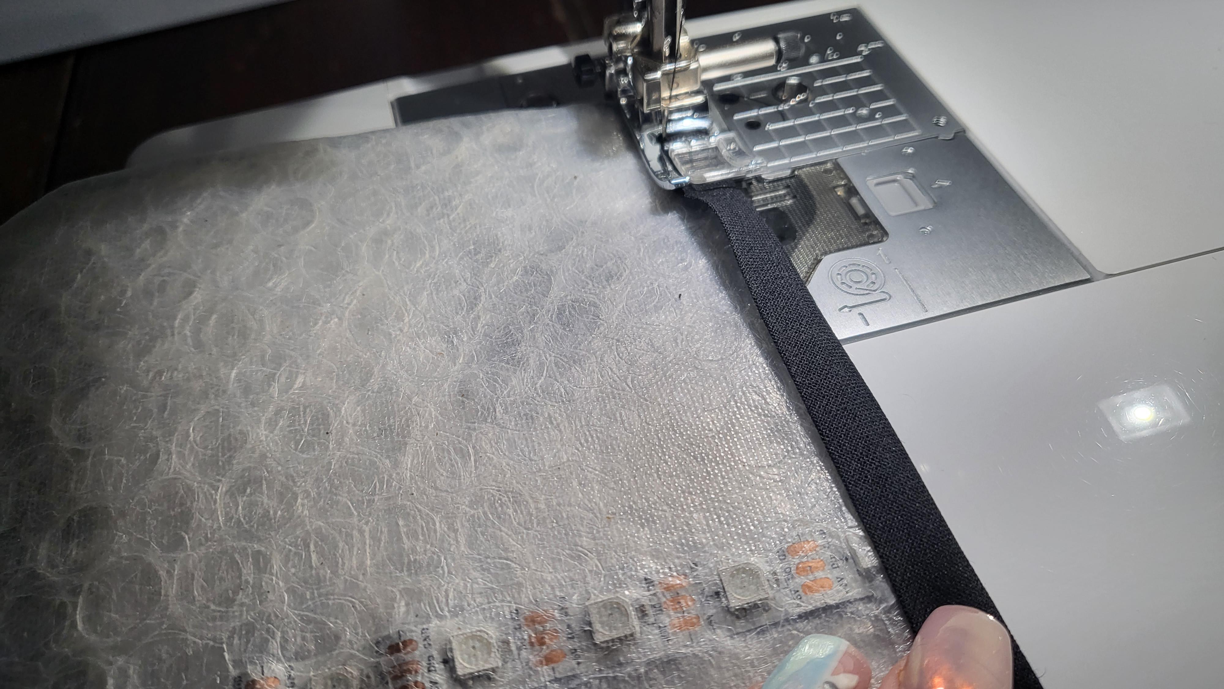 Making a Bling Bag With Recycled Bubble Wrap Fabric! : 11 Steps (with ...