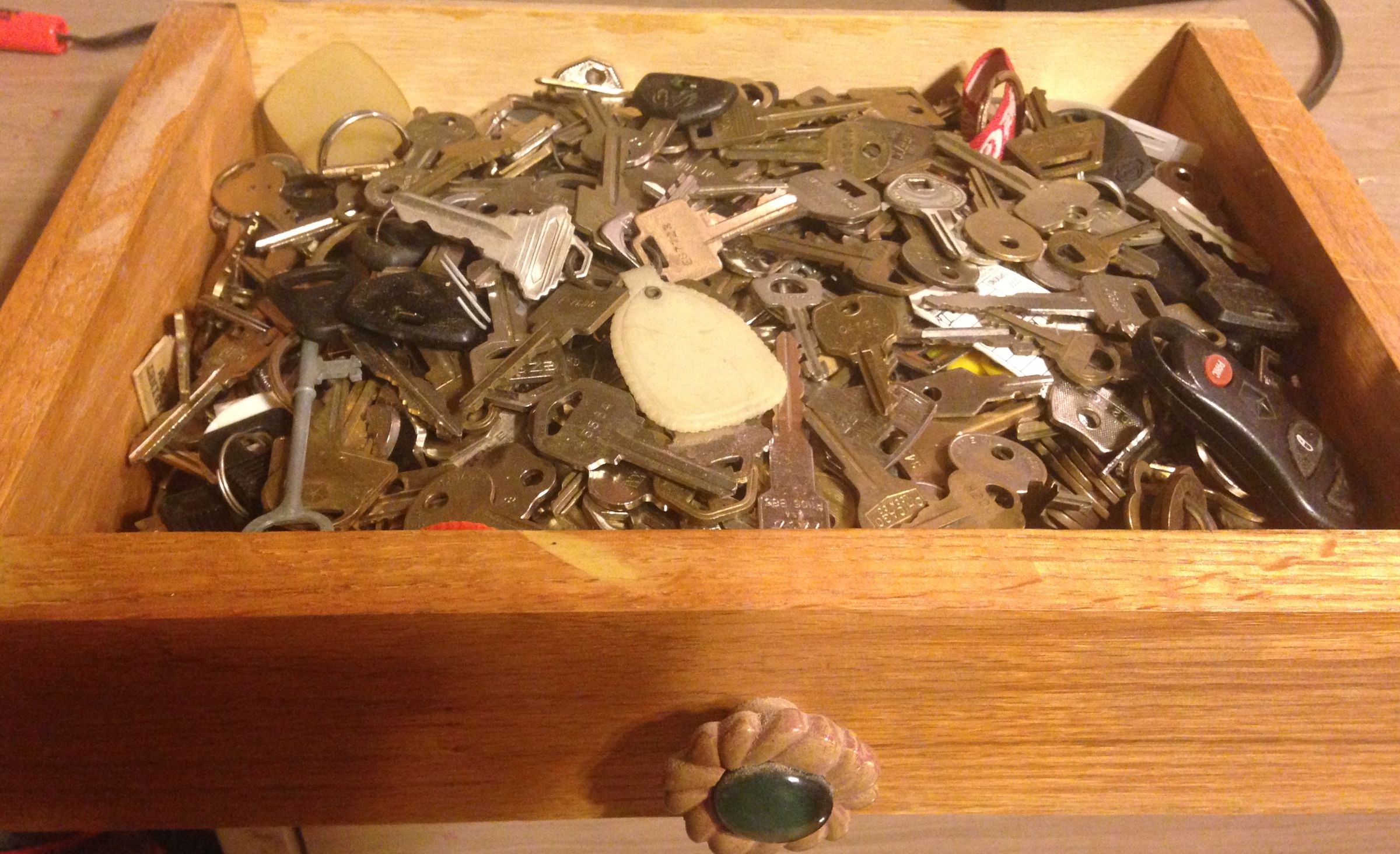 Recycled Key Rack : 9 Steps (with Pictures) - Instructables