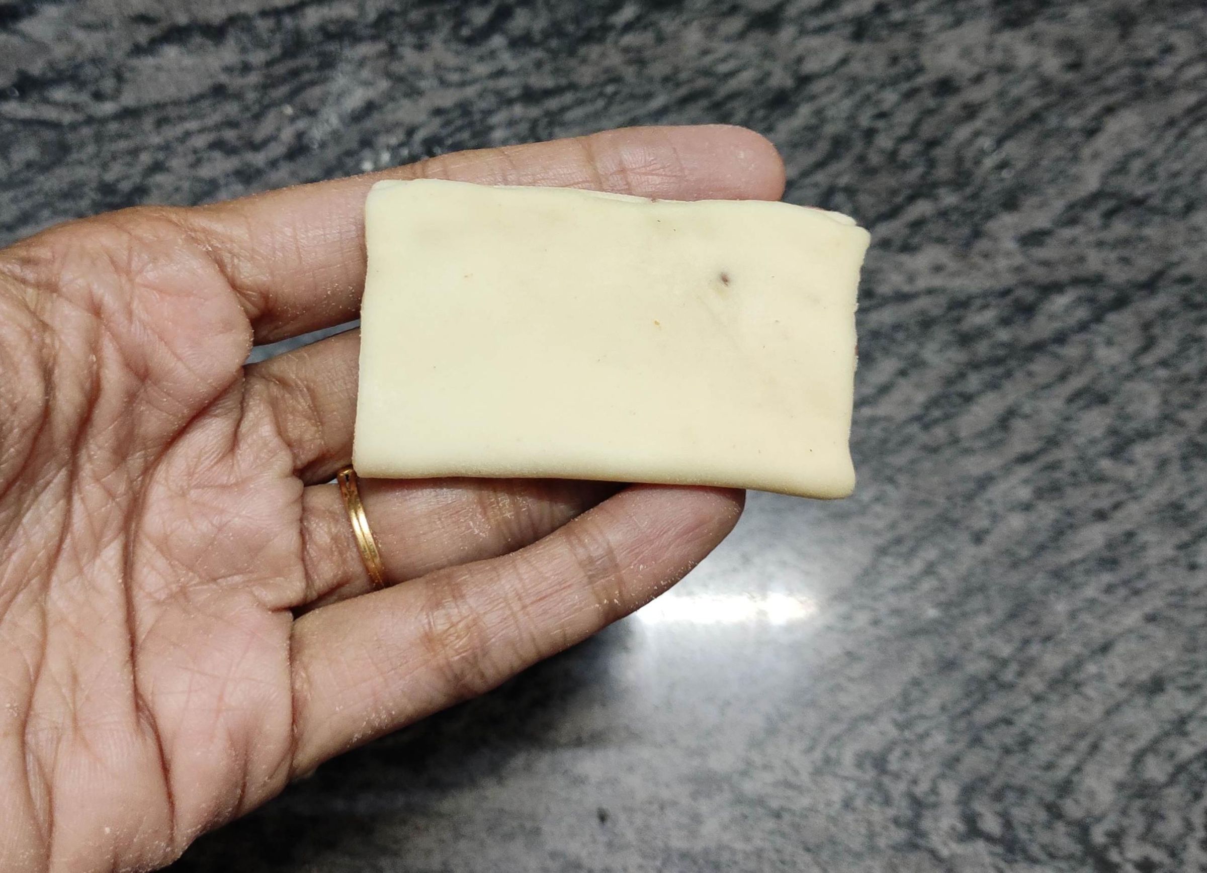 Edible Stuffed Purses : 30 Steps (with Pictures) - Instructables