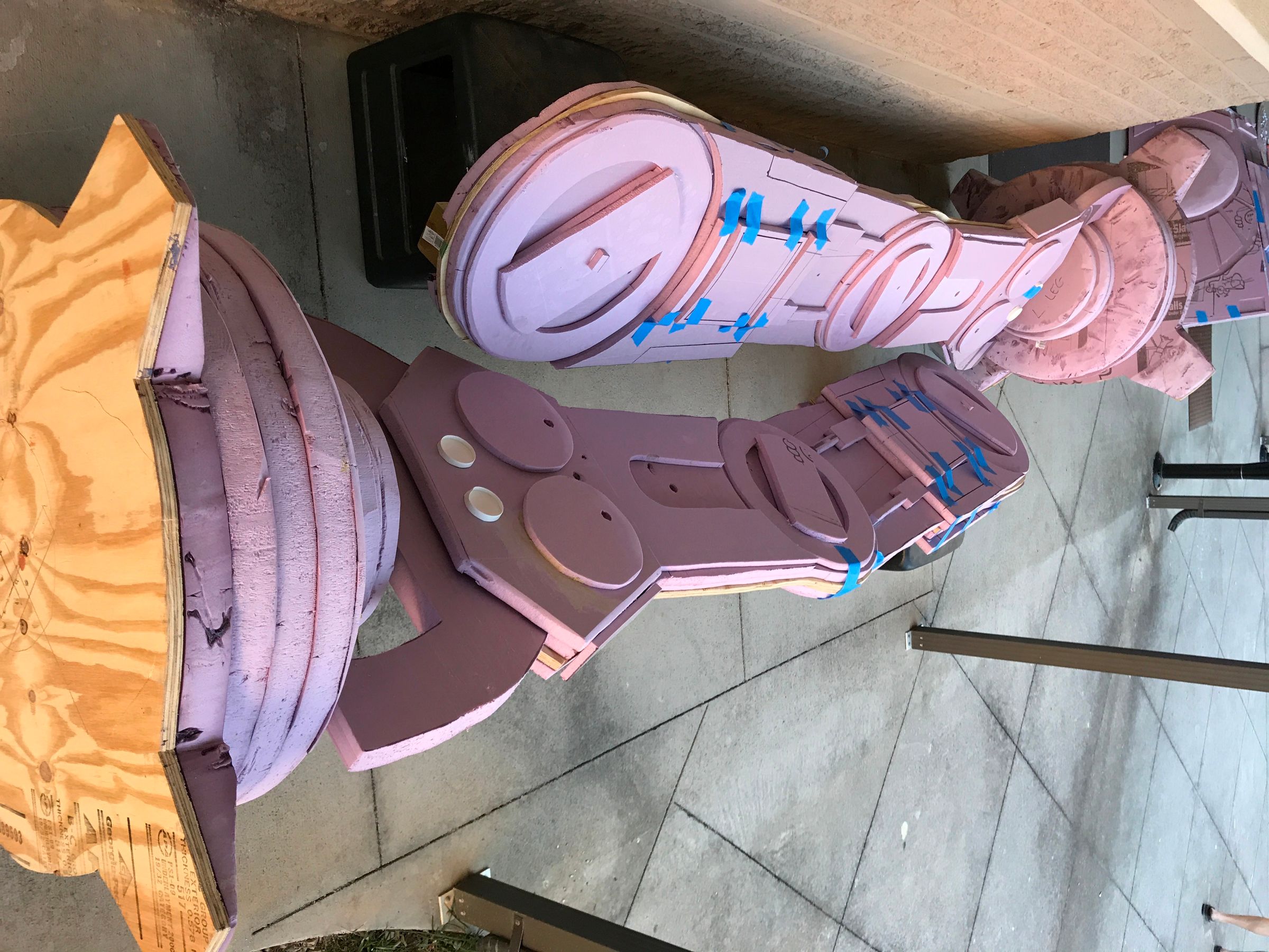 Make a Large-Scale Star Wars AT-AT Walker : 11 Steps (with Pictures ...