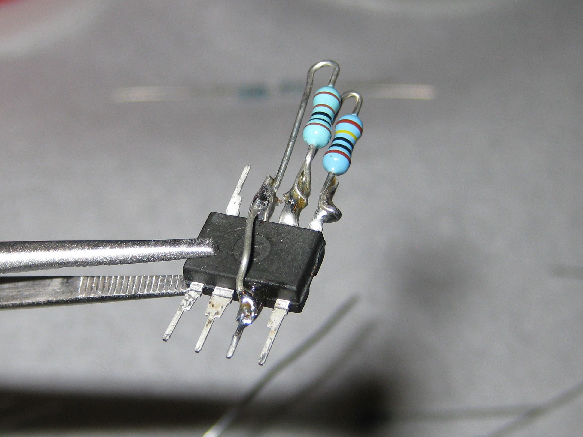 The 555 FireFly : 4 Steps - Instructables