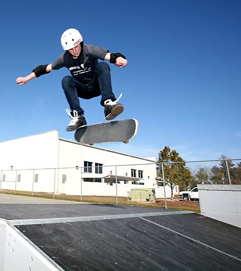 How to Kick Flip Regular Stance : 17 Steps - Instructables