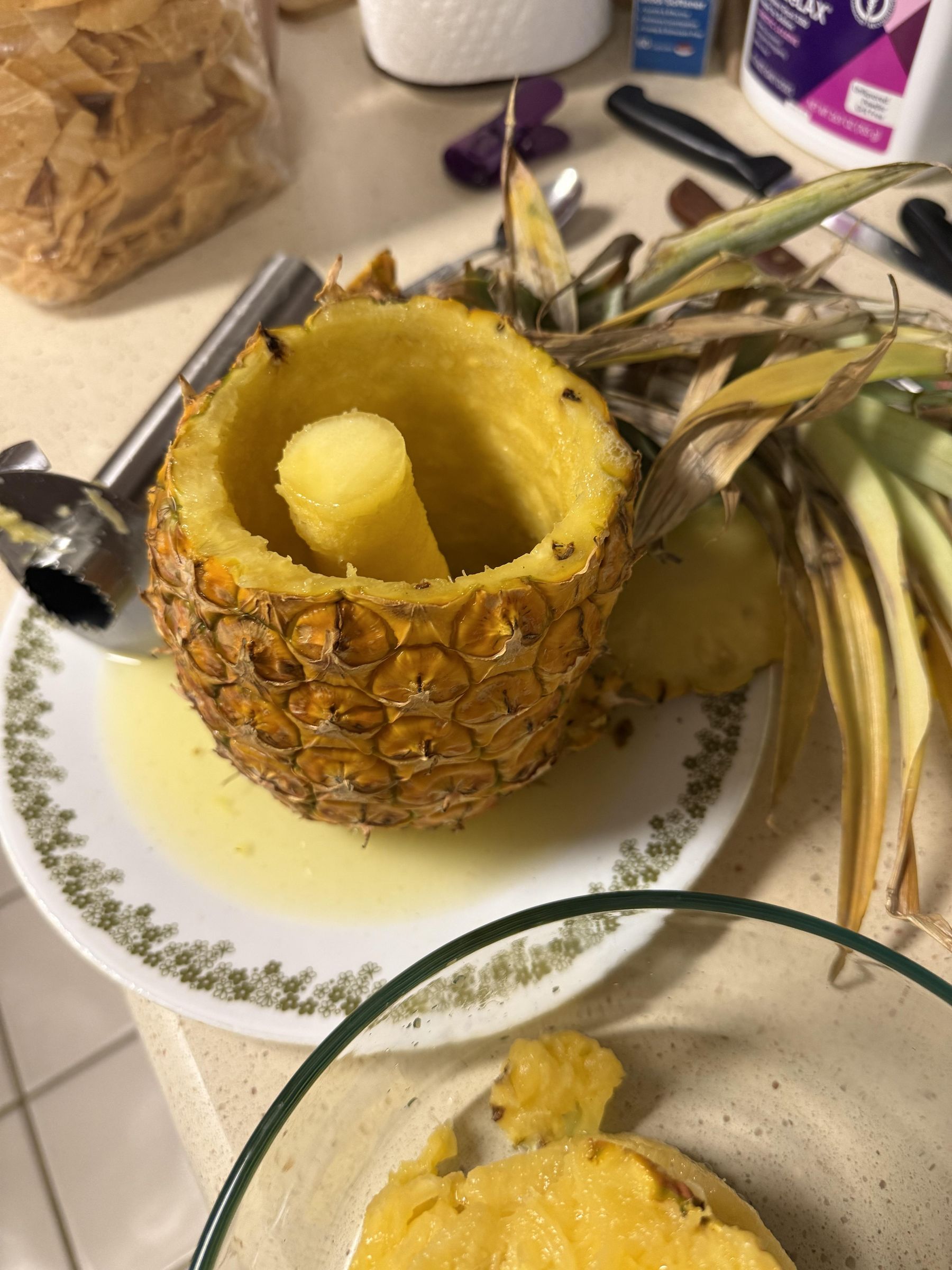 How to Prepare a Pineapple : 3 Steps (with Pictures) - Instructables