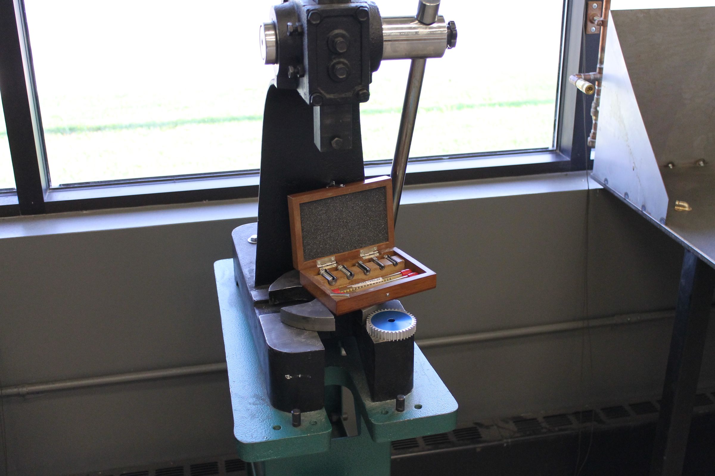 Broaching : 4 Steps - Instructables