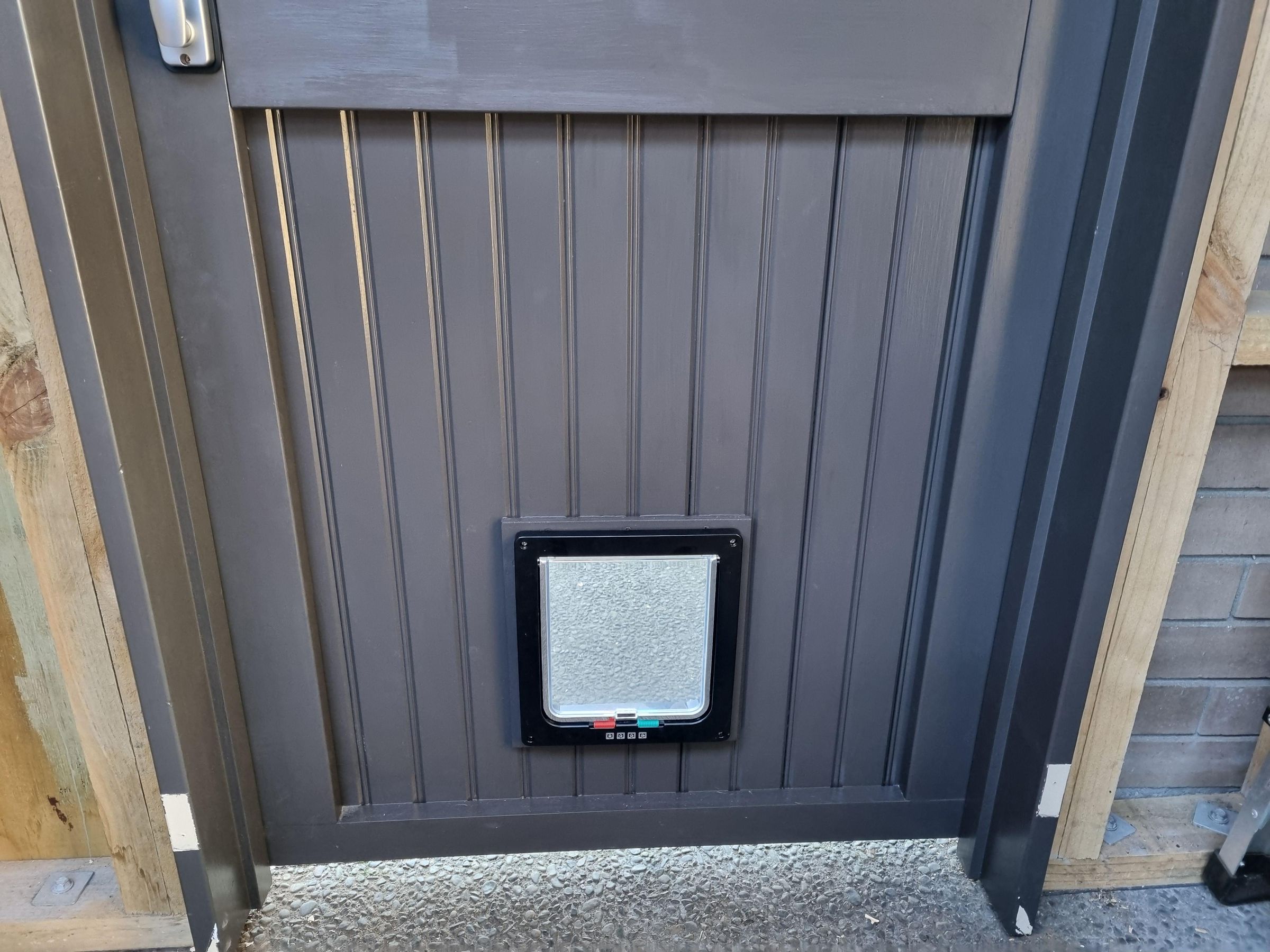 Install a Pet Door : 7 Steps (with Pictures) - Instructables