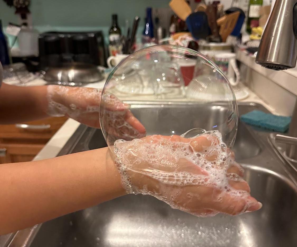 Hand-Made Head Sized Bubbles : 8 Steps - Instructables