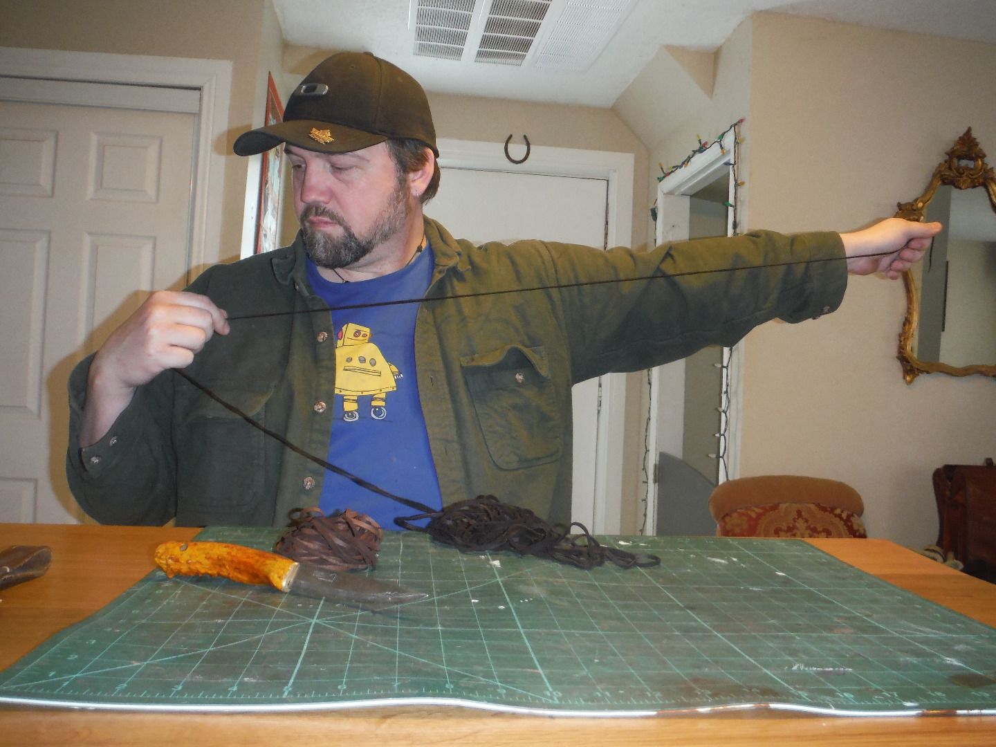 Aztec Split Pouch Sport/Hunting Stone Sling : 9 Steps (with Pictures ...