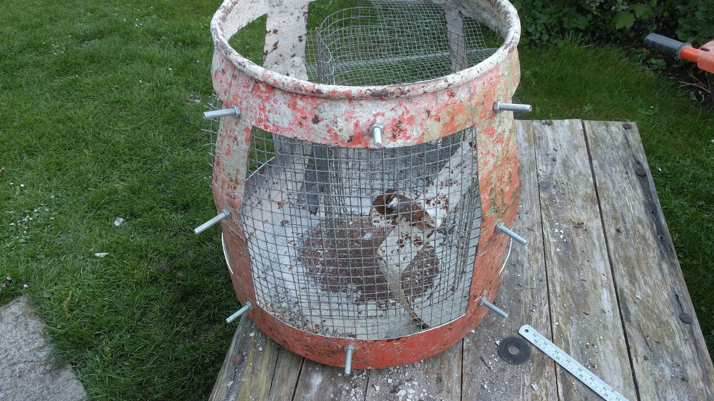 Soil Sieve Sifter Machine : 7 Steps (with Pictures) - Instructables