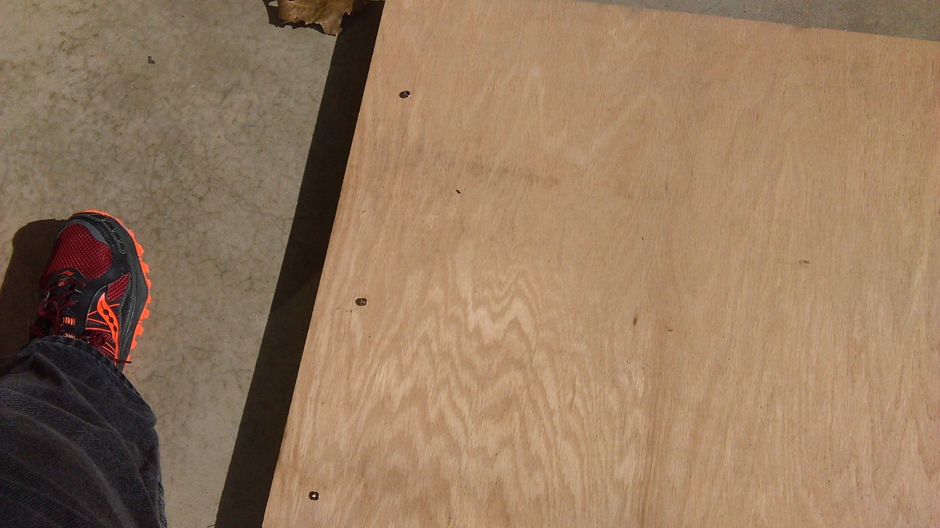 Simple Mobile Folding Work Table : 7 Steps (with Pictures) - Instructables