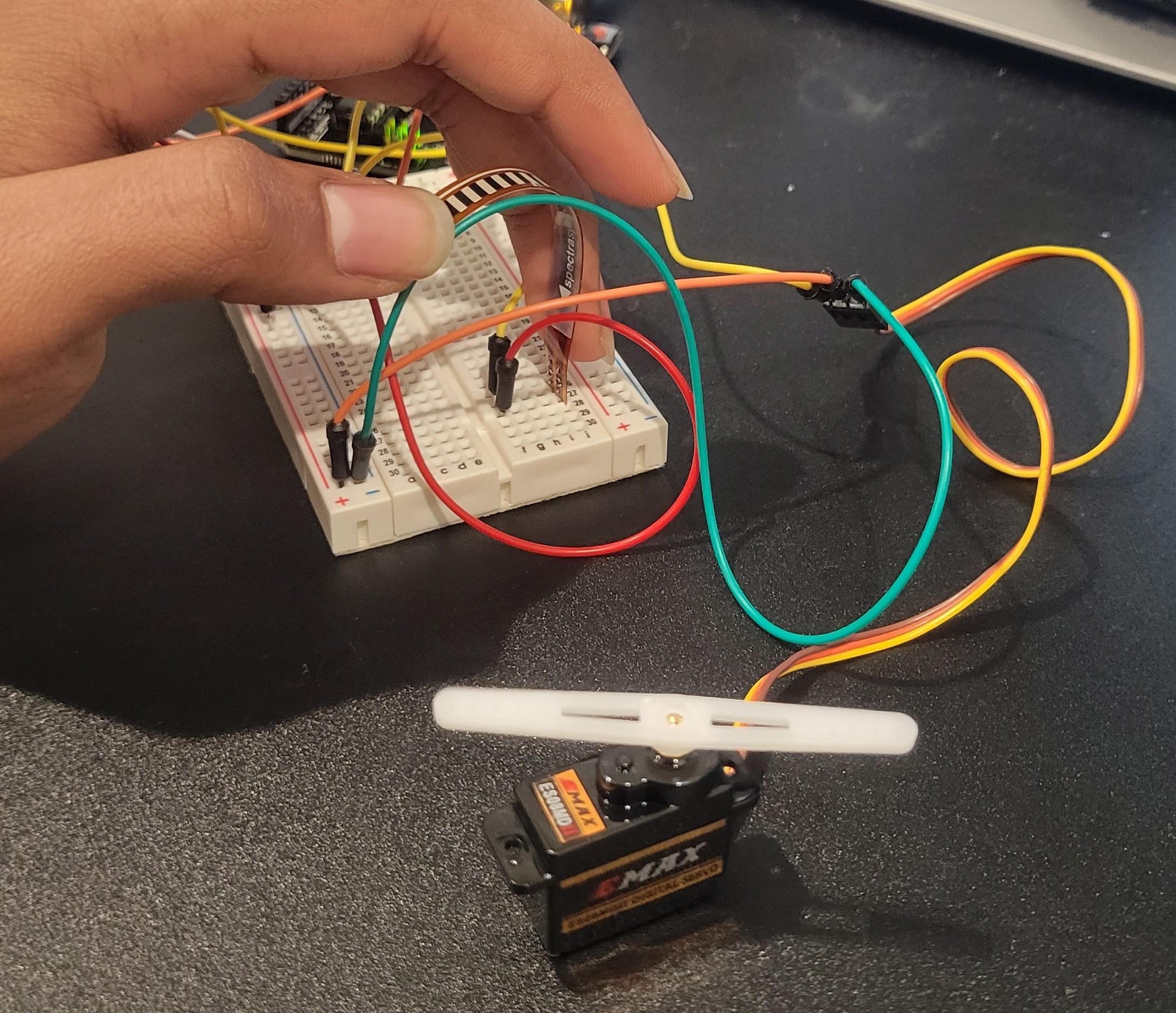 Bionic Extra Thumb : 7 Steps - Instructables