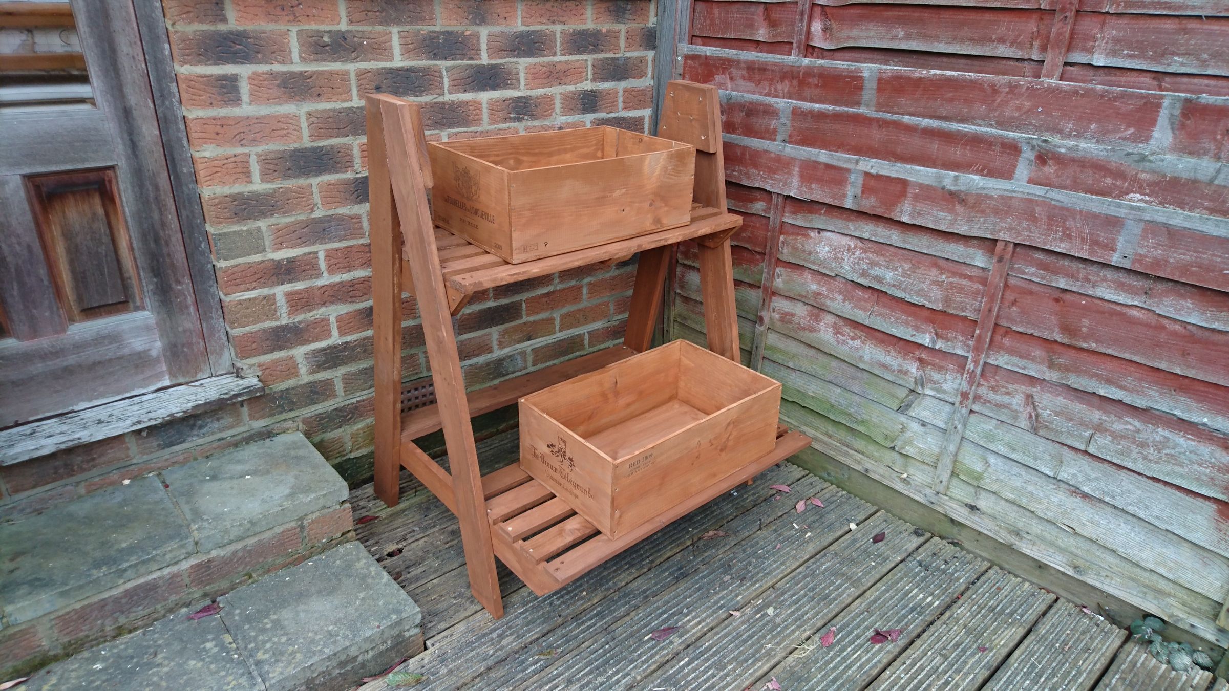 Staggered Pallet Planter : 8 Steps (with Pictures) - Instructables