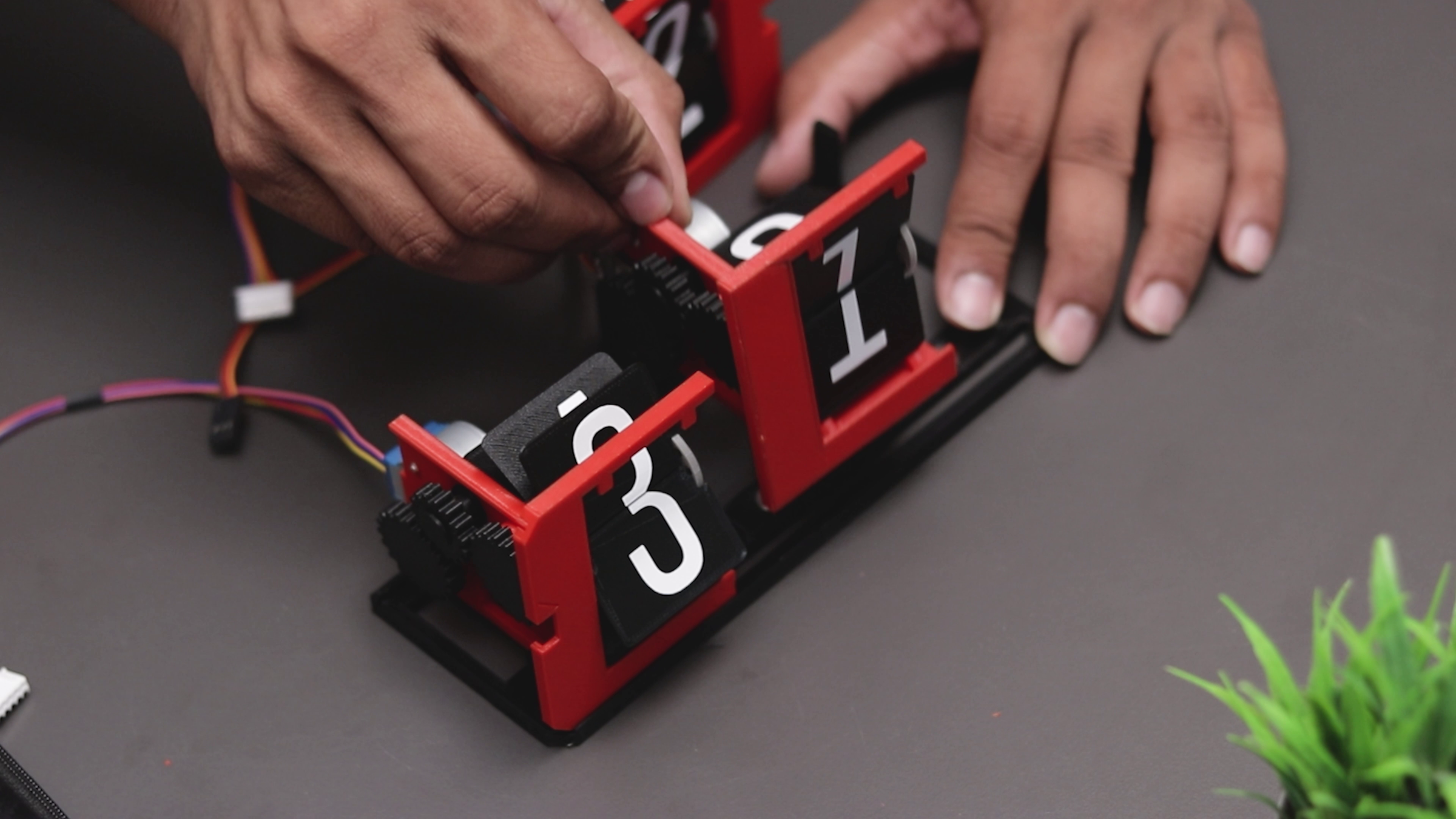 Making a Split Flat Display Clock - 3D Printed | Arduino : 16 Steps ...