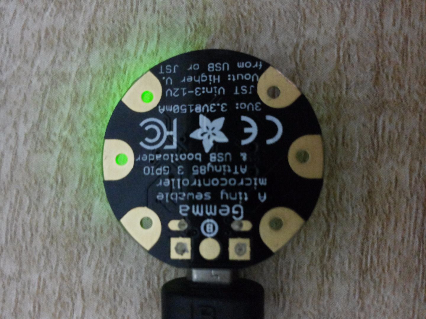 How to Program Adafruit Gemma V2 : 5 Steps - Instructables