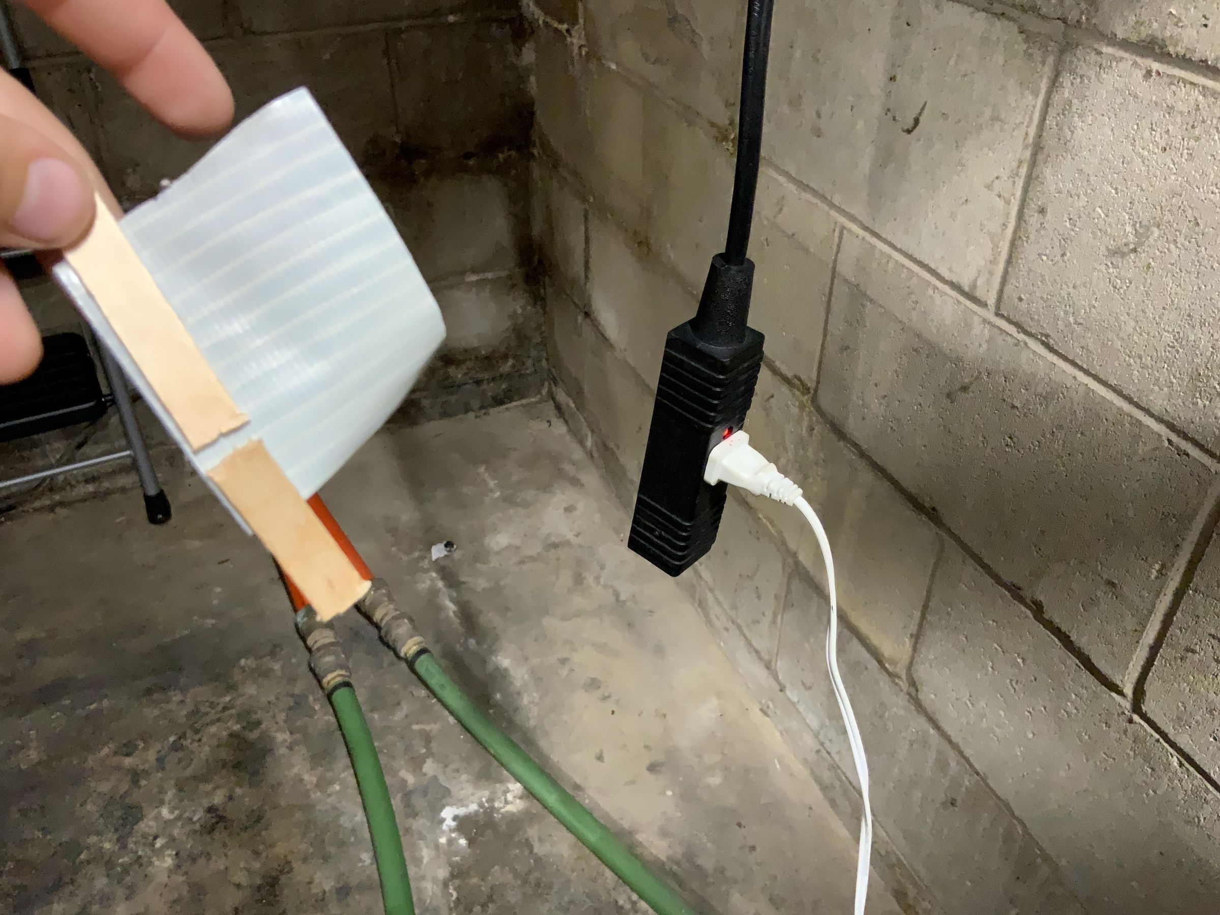 Apocalypse Spiderman Web Shooter. Household Items : 7 Steps - Instructables