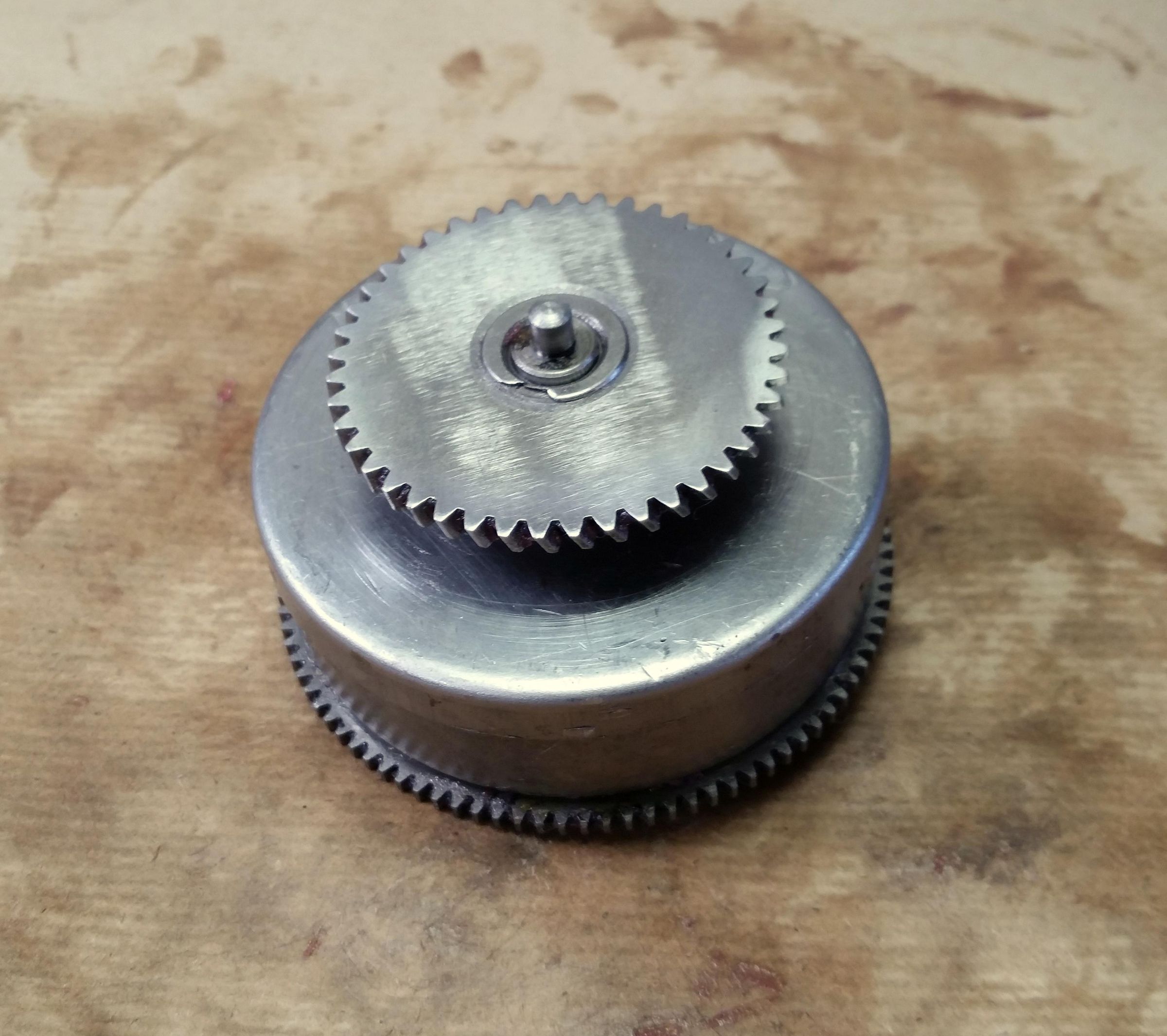 Give an Old Gramophone Some New Life! : 18 Steps (with Pictures ...