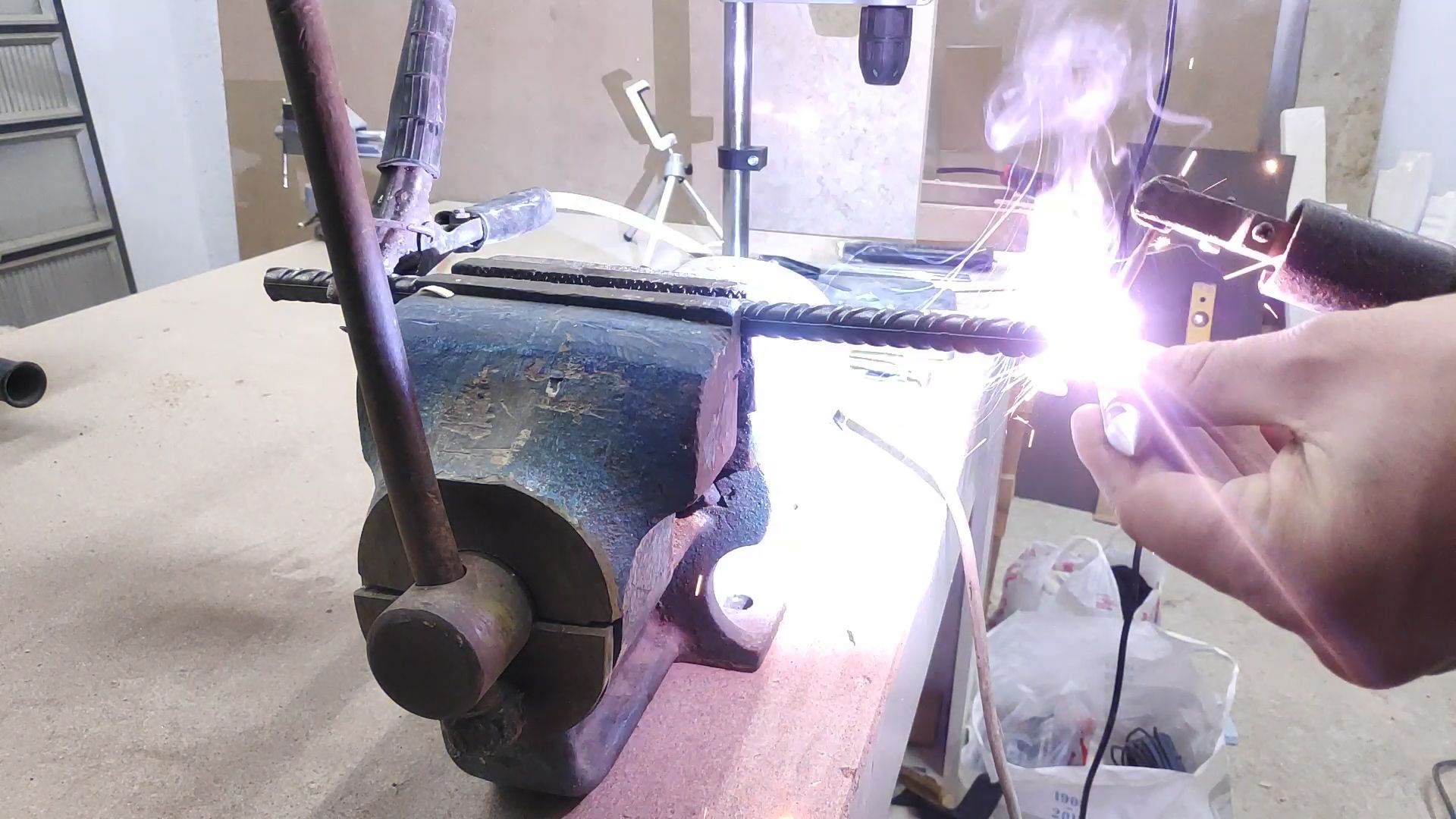 Welders Chipping Hammer - Basic Welding Project : 8 Steps (with ...