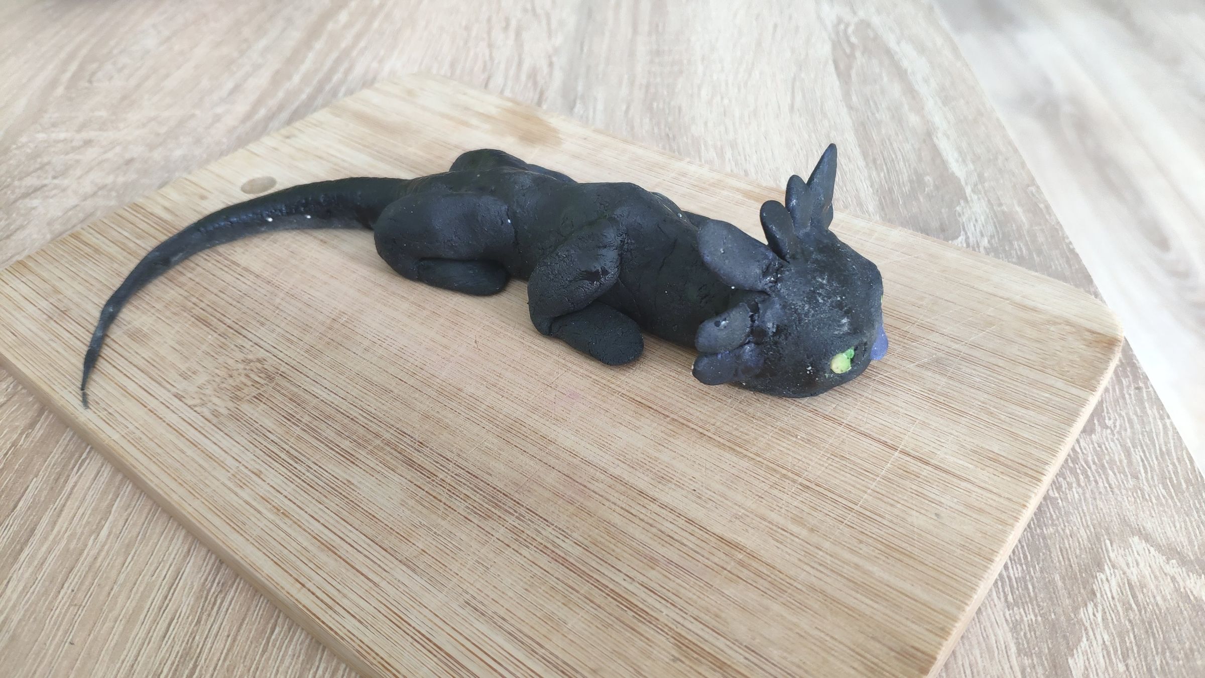 Toothless - Cake Fondant : 4 Steps - Instructables