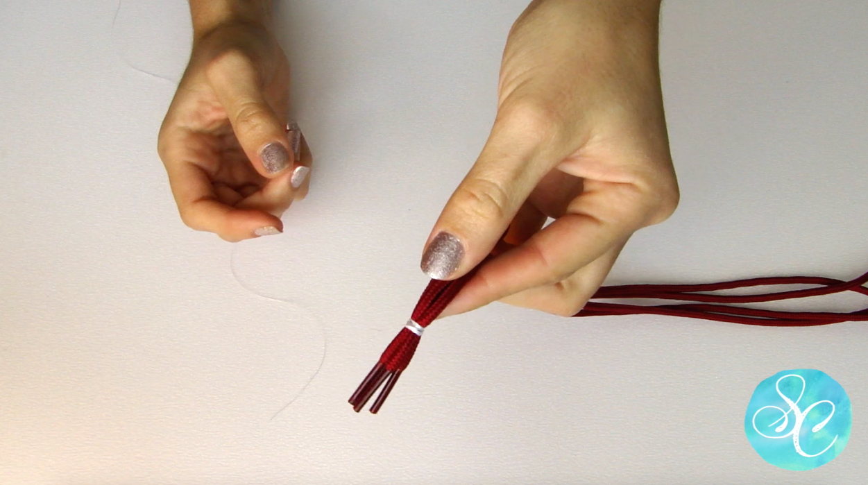 Shoelace Necklace DIY : 6 Steps - Instructables