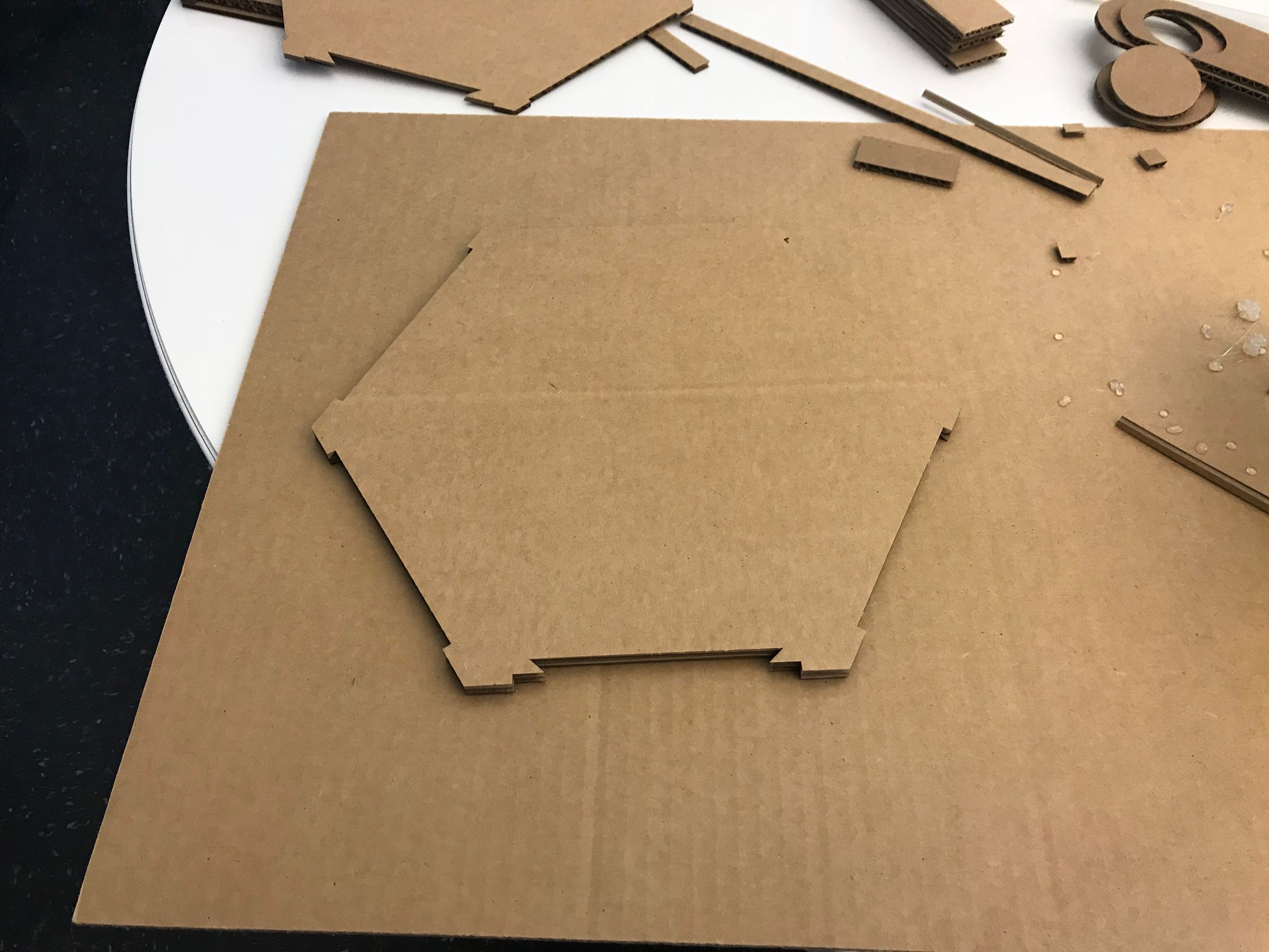 Winch Cardboard Prototype : 9 Steps - Instructables