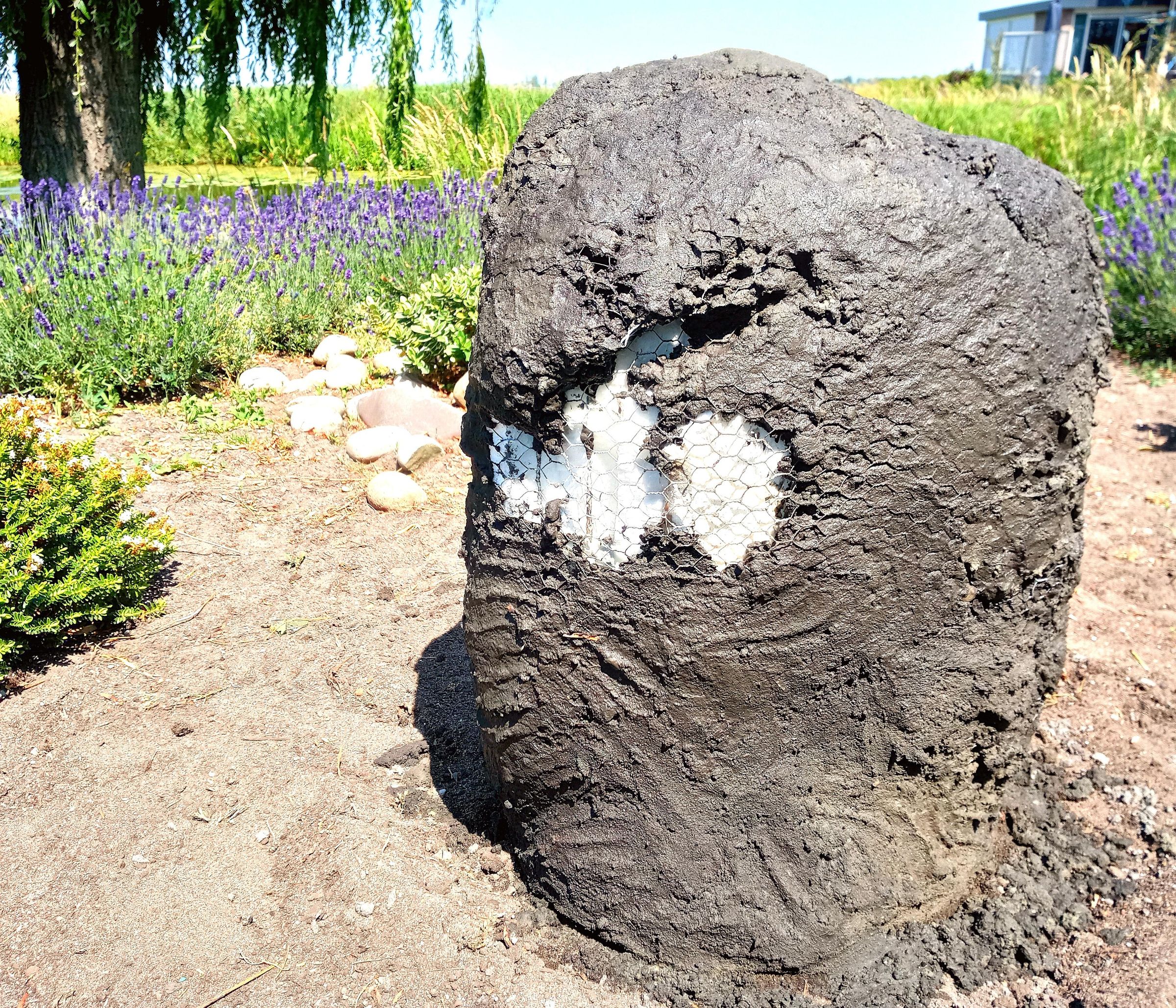 Faux Rocks That Look Real : 11 Steps (with Pictures) - Instructables