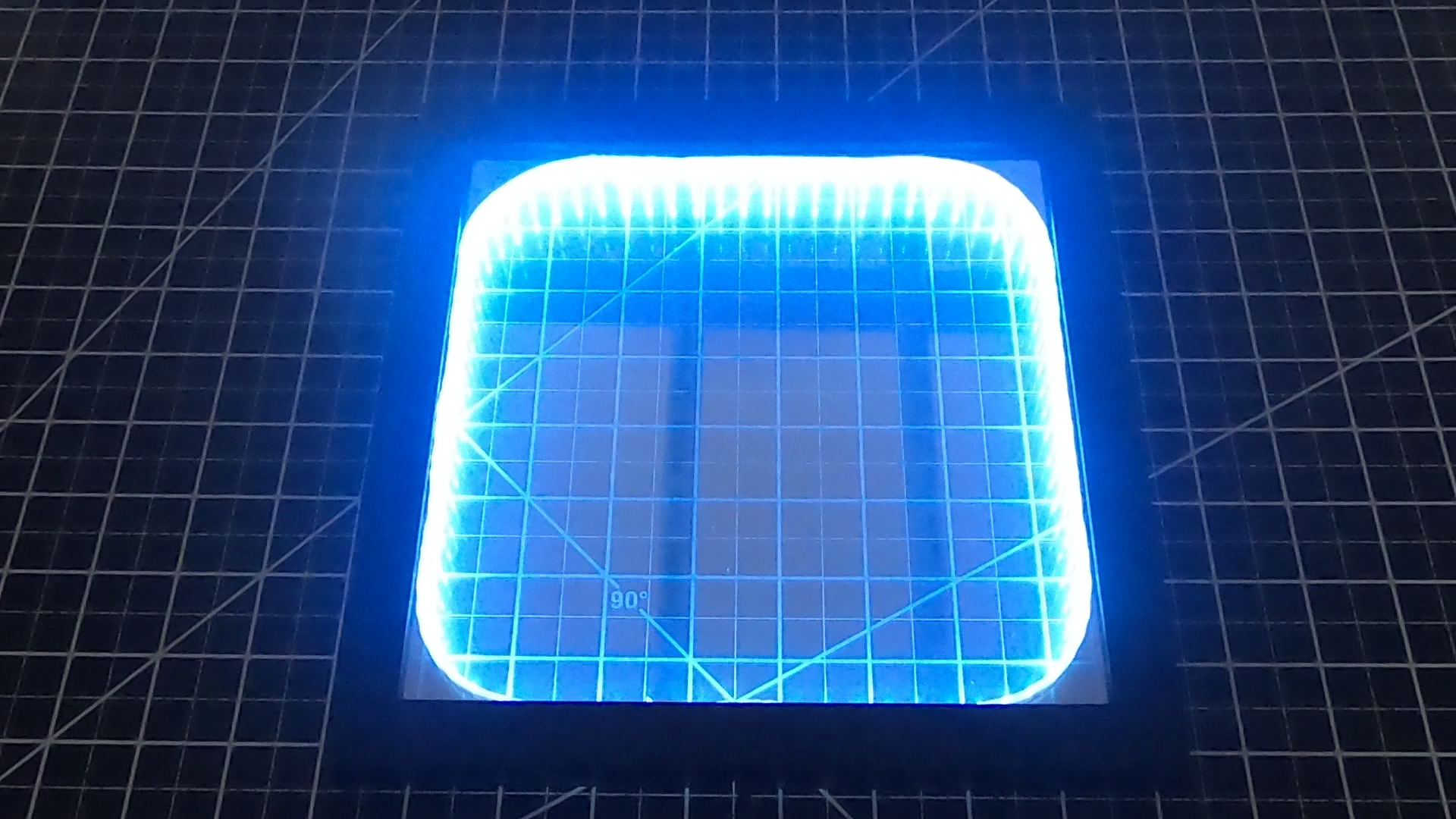 How Infinity Mirrors Work - With Experiments : 13 Steps - Instructables
