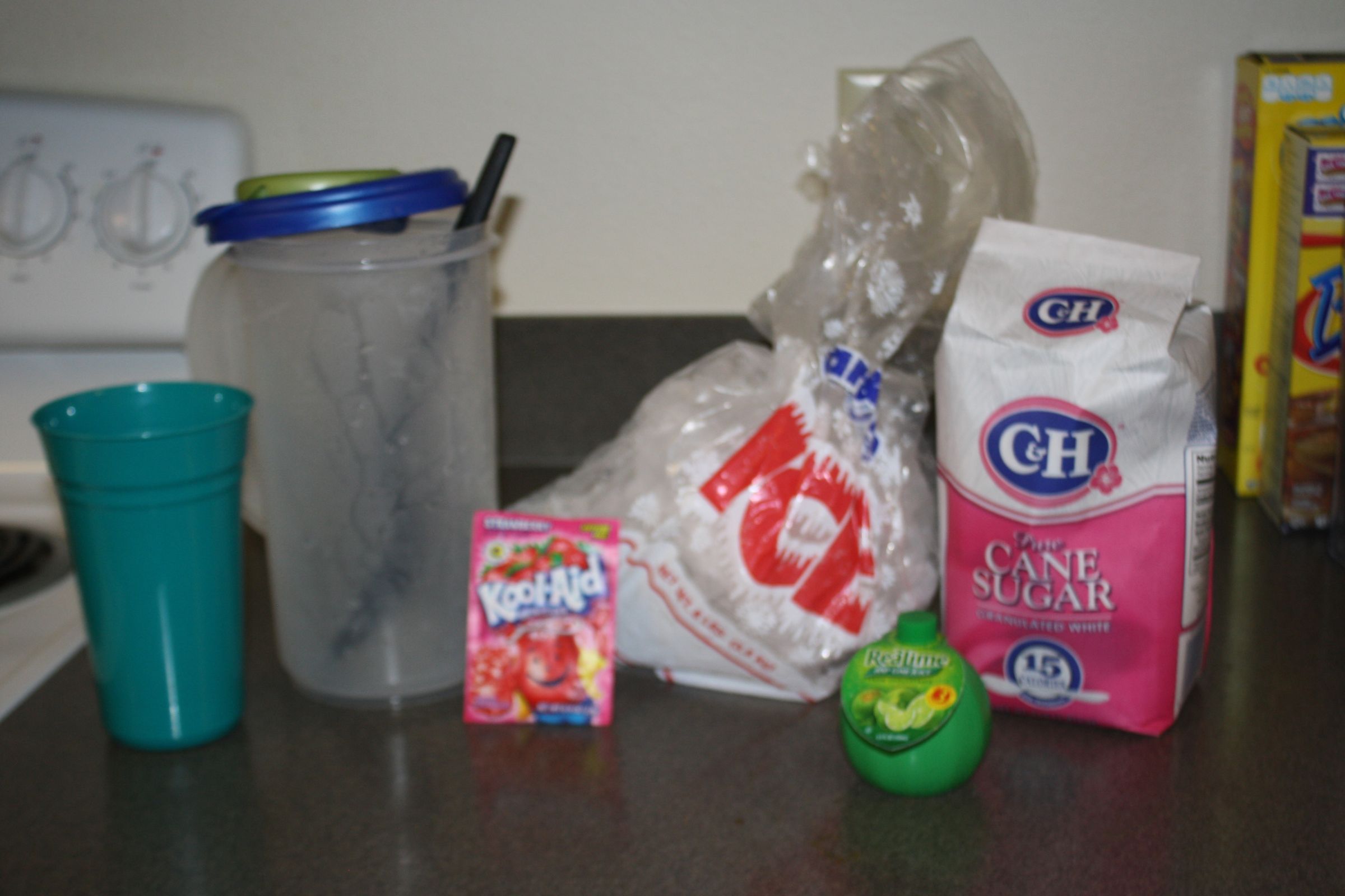 How to Make Strawberry Kool-Aid. : 9 Steps - Instructables