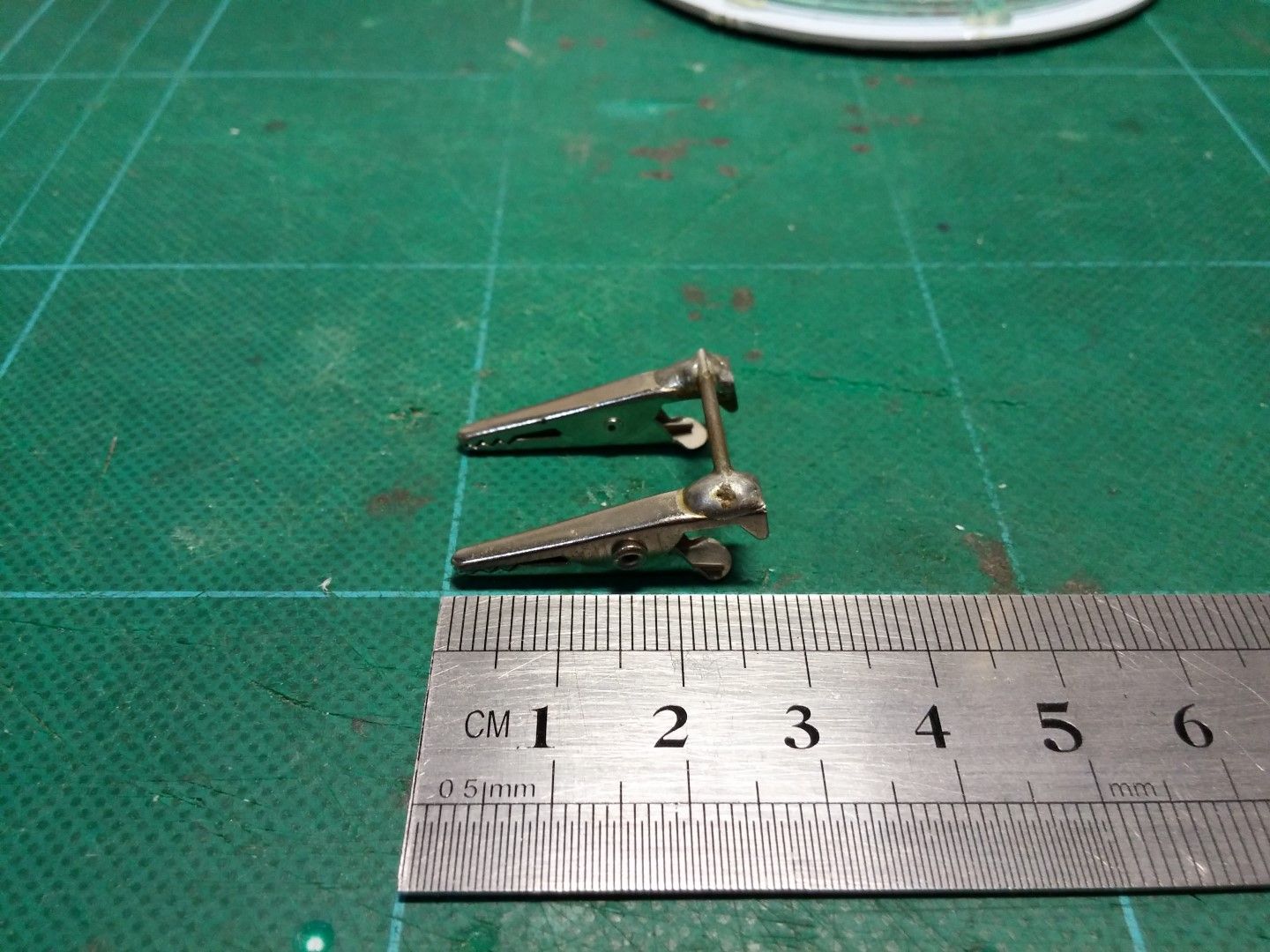 The Easiest Way to Solder Wires Together : 5 Steps - Instructables